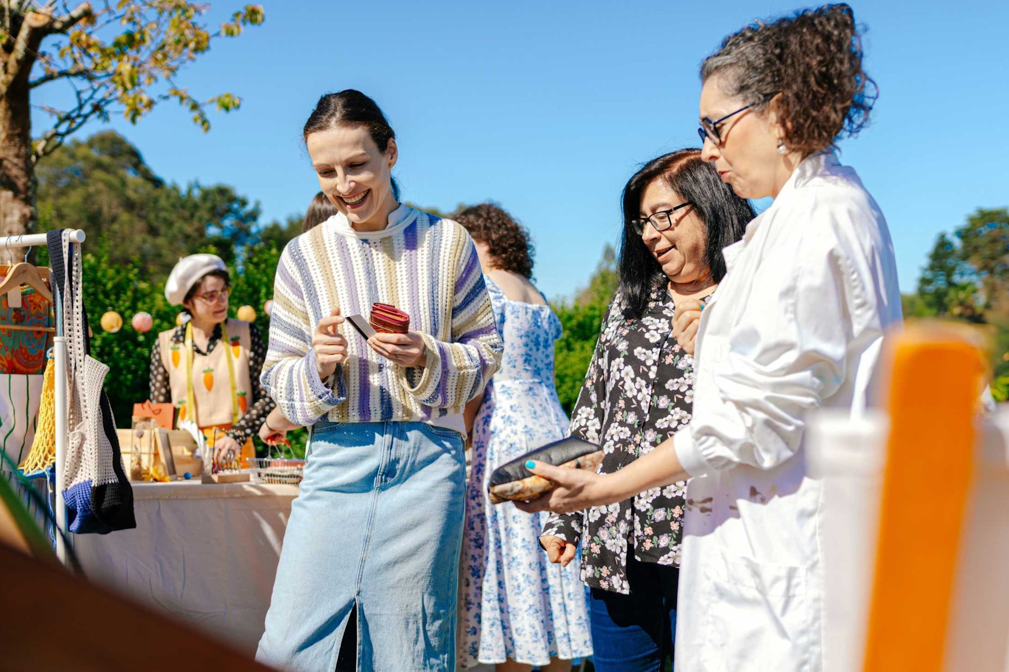 What Is Customer Acquisition? Channels, Strategies, Examples