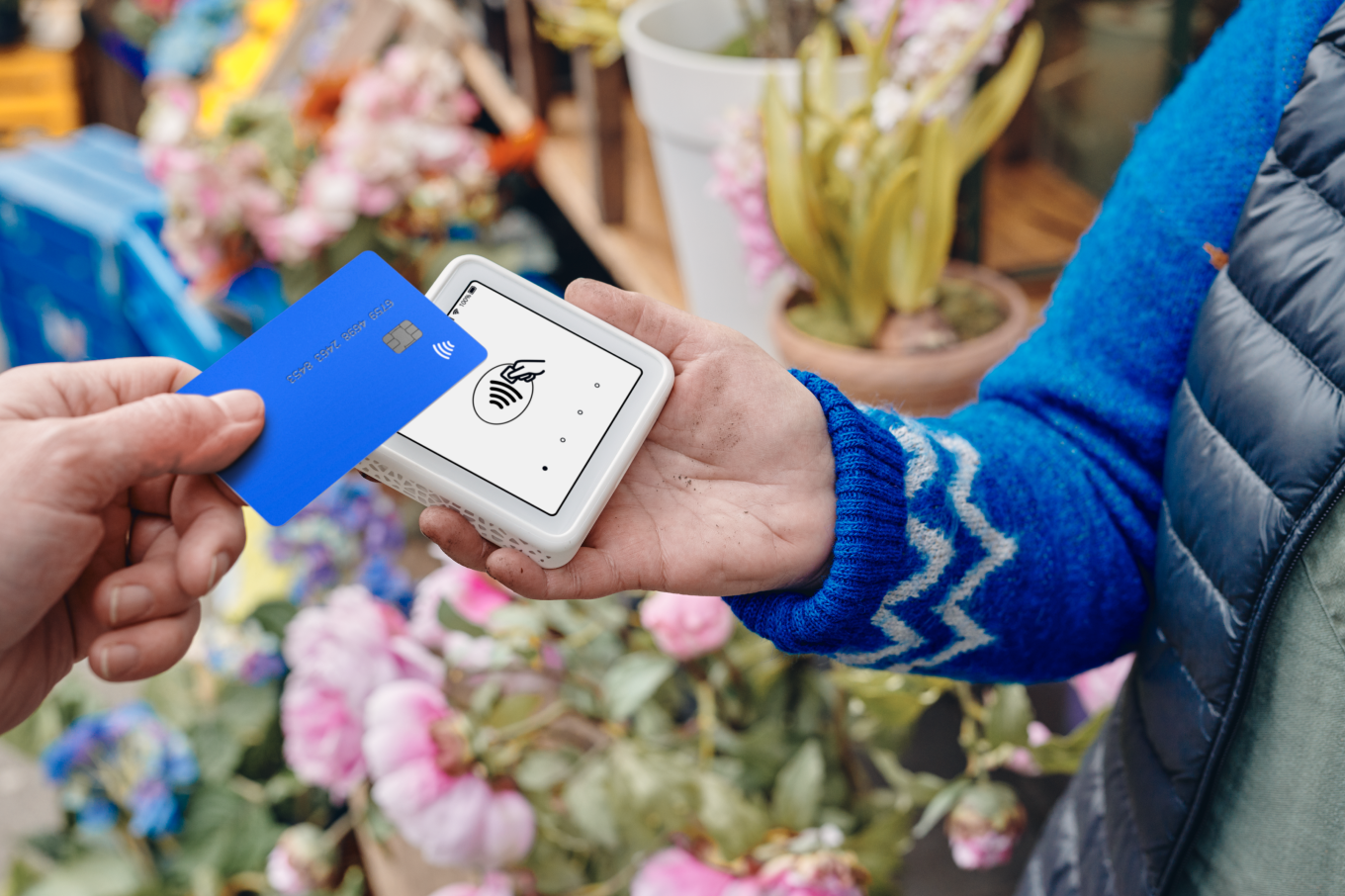 Why and how to take cashless payment in your taxi