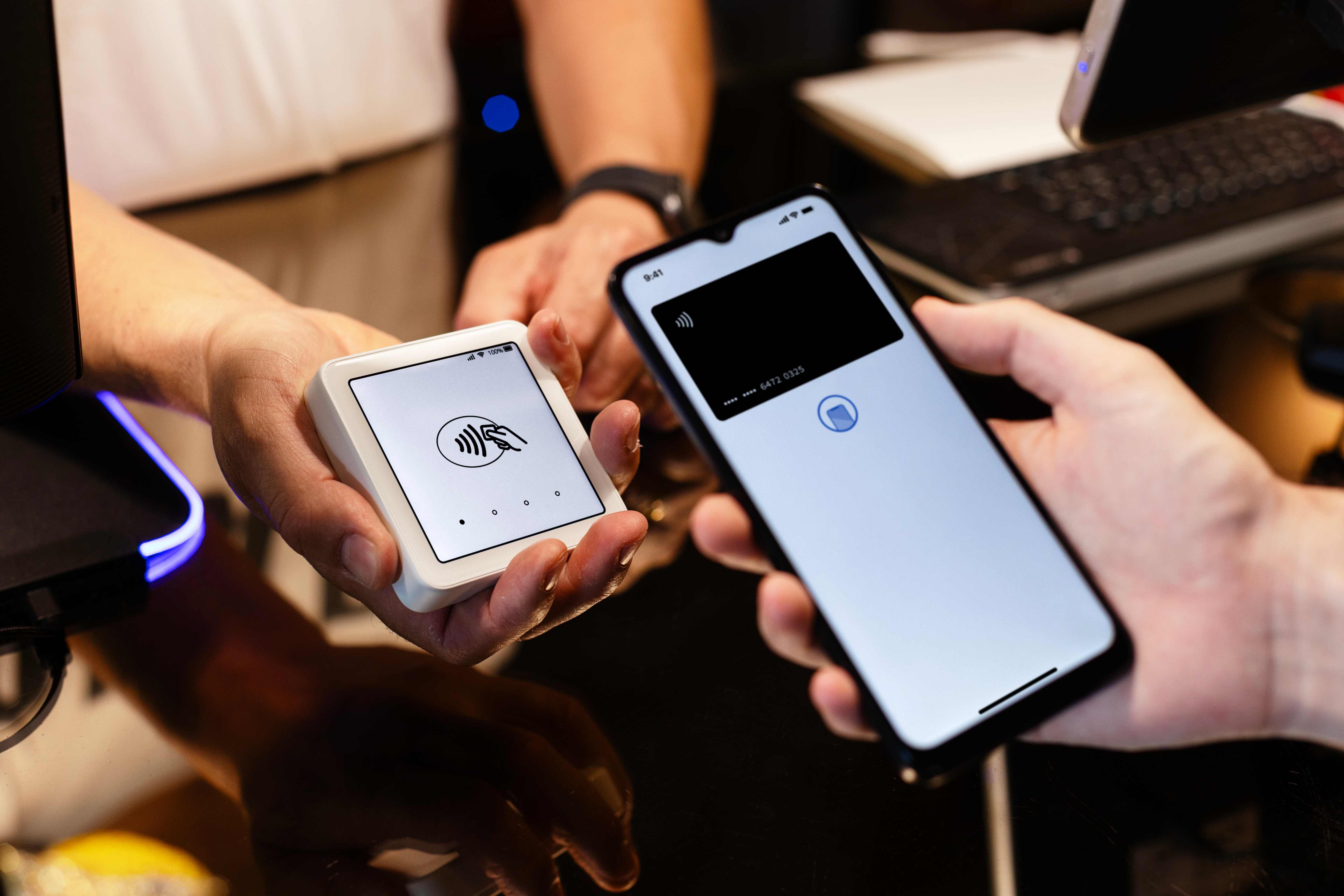 9 Online Payment Methods for Businesses in the UK