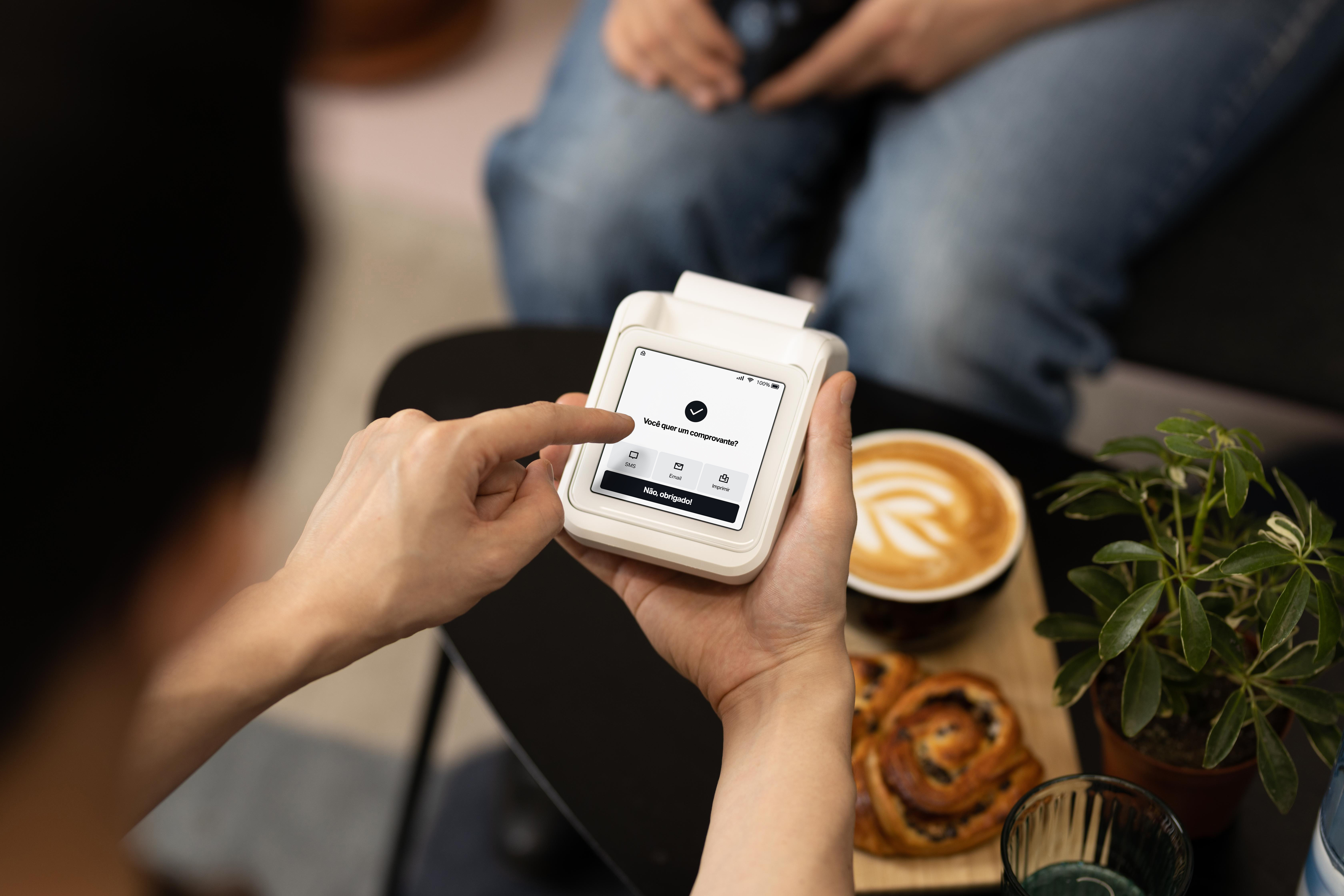 Card Machine Not Working? Causes And Solutions For Small Business Owners