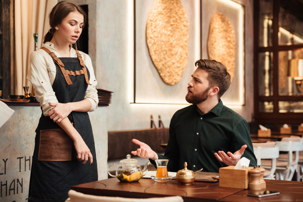 6 Cashier Training Tips for Your Business