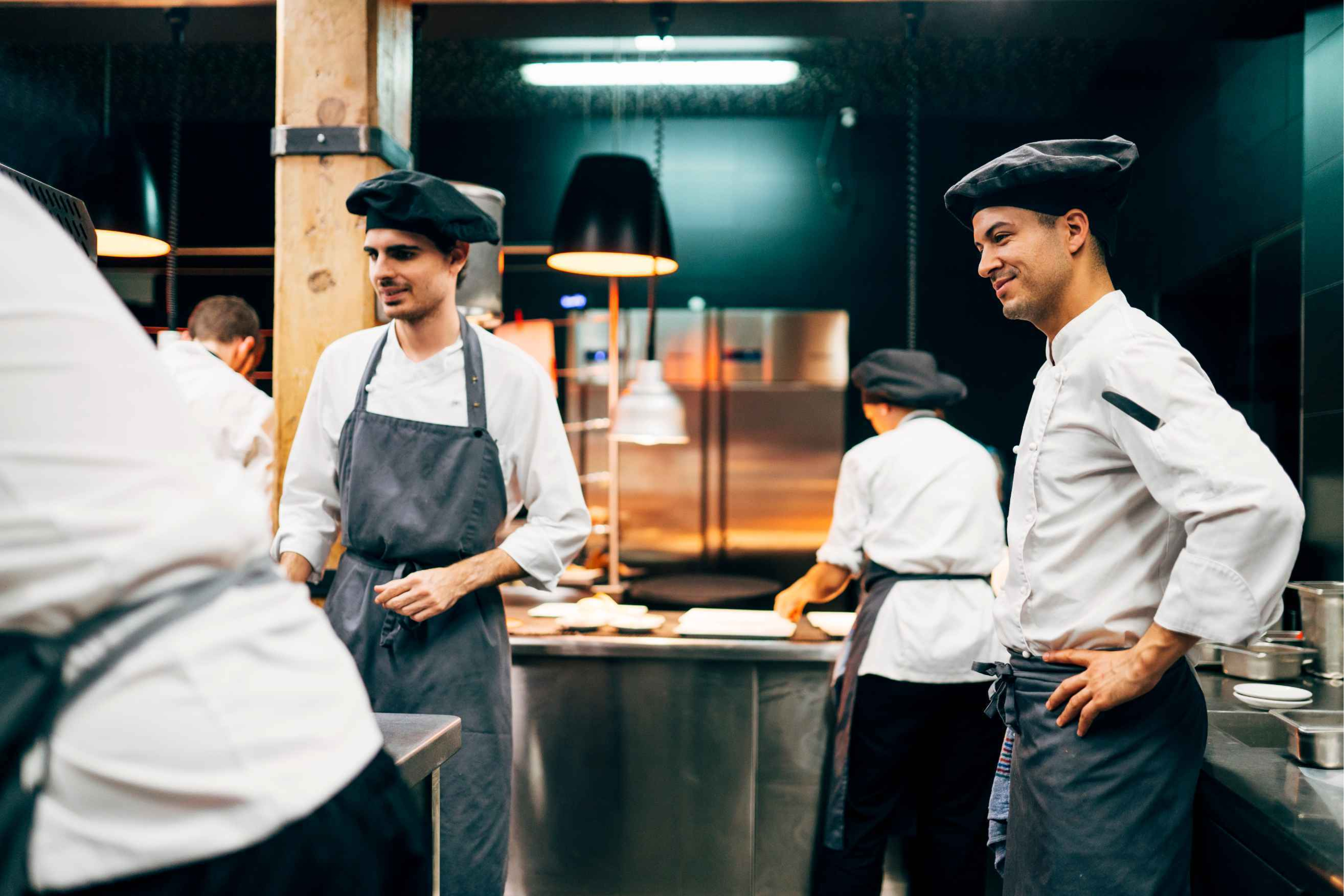 How To Create a Positive Working Environment [5 Strategies]