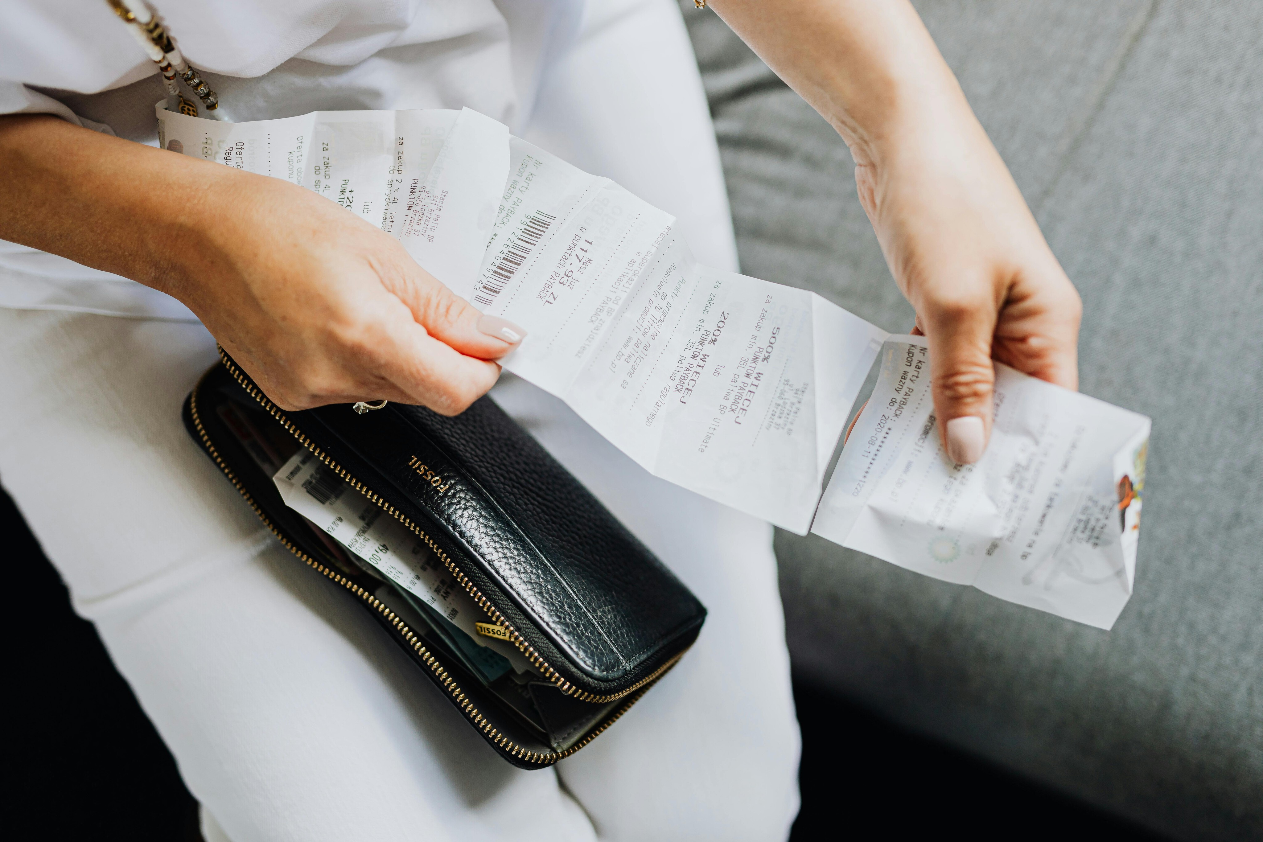Solutions for retail cash security, accuracy and efficiency