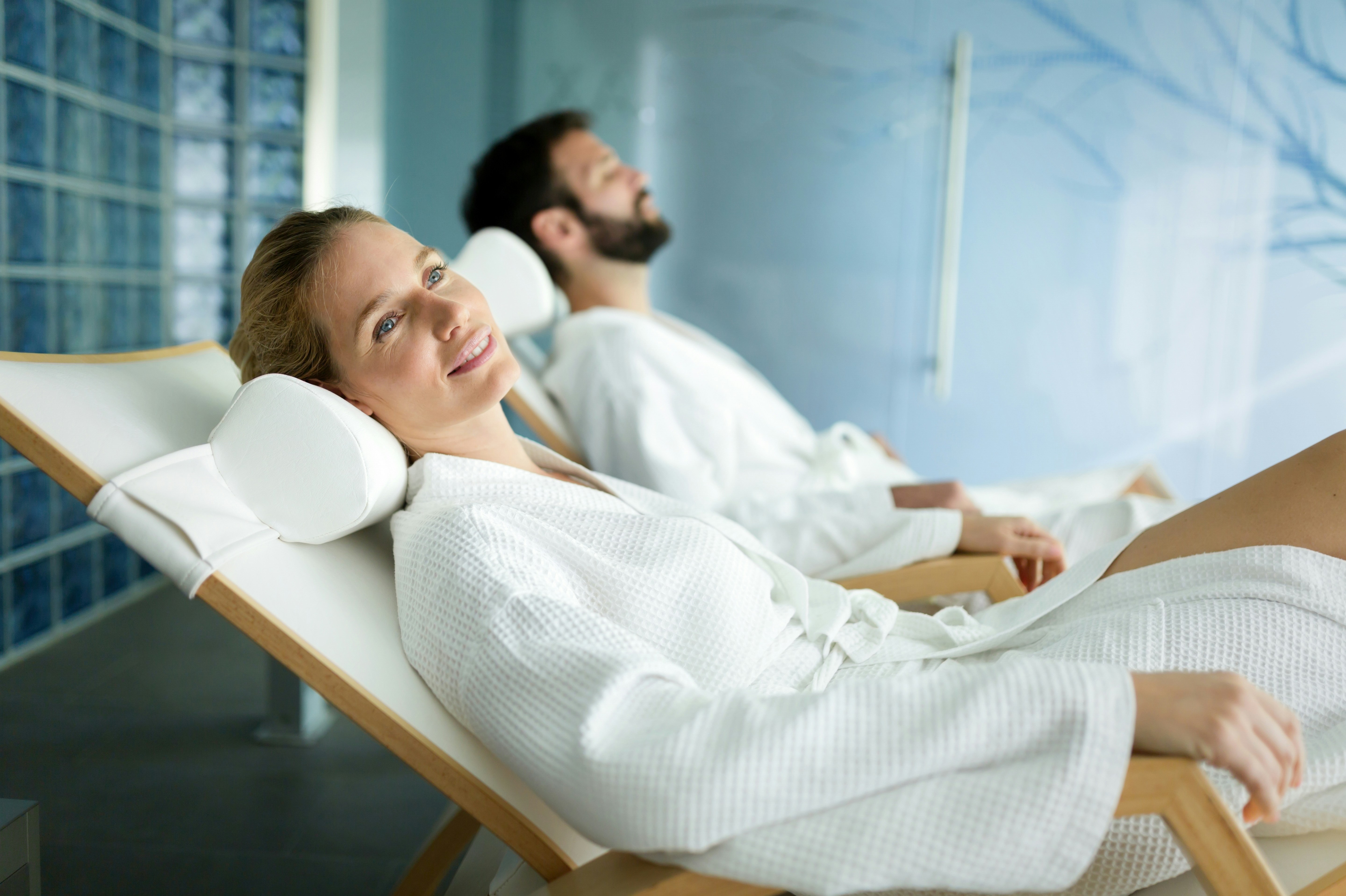 Aprire una Spa: Costi, Requisiti e Opportunità