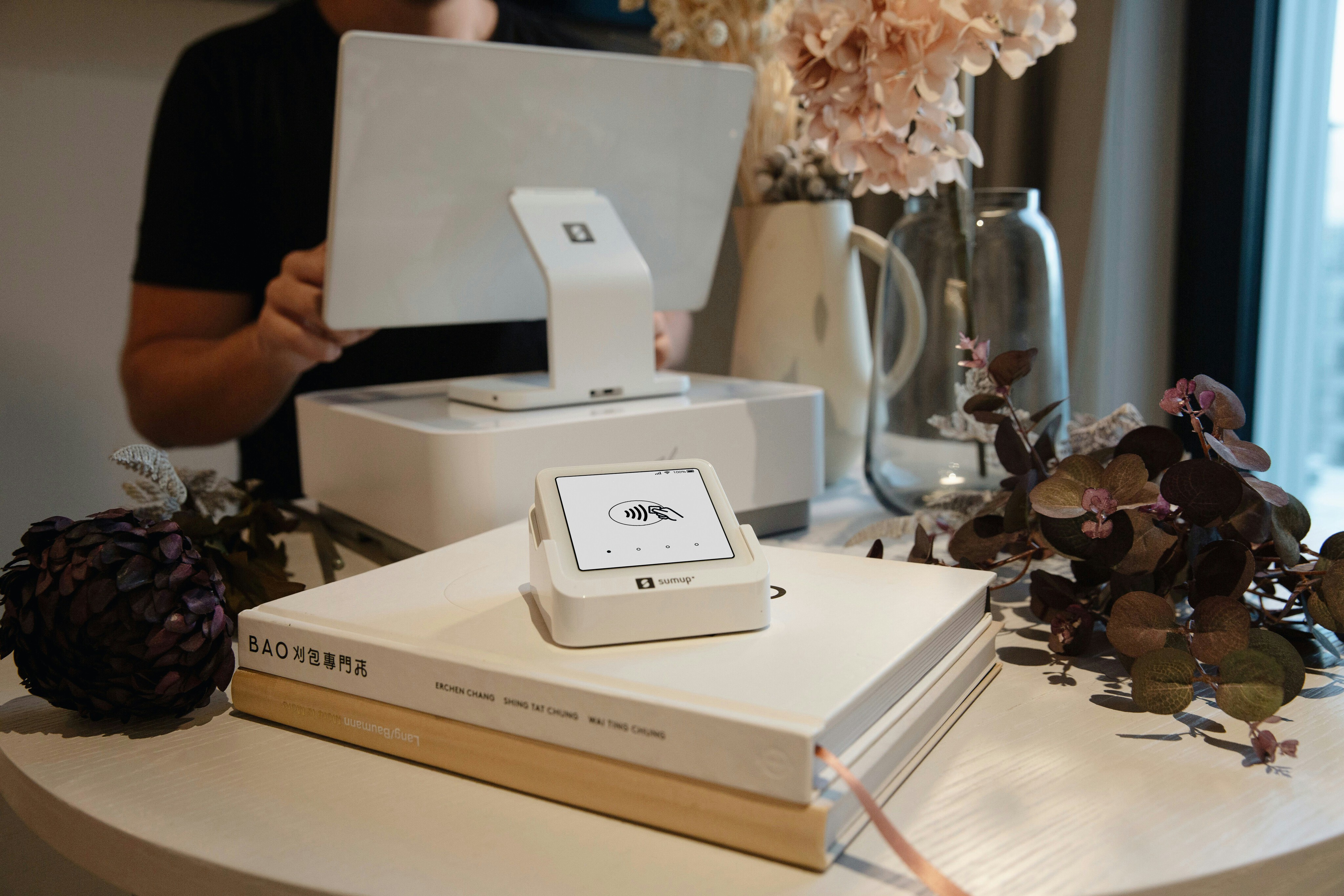 The best payment solution: Card reader vs POS system