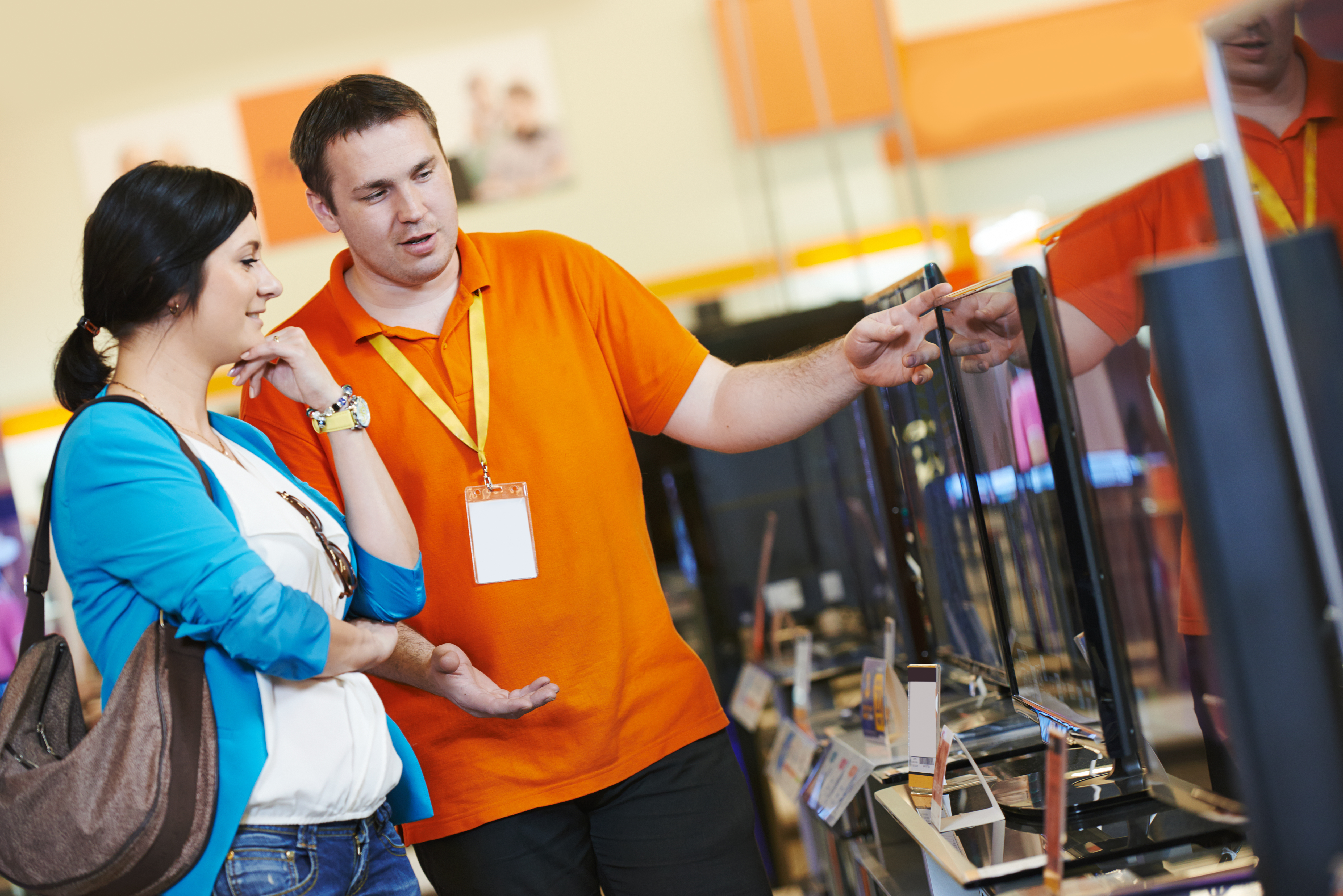 How to Increase Sales in Retail (Top Tips for 2024)