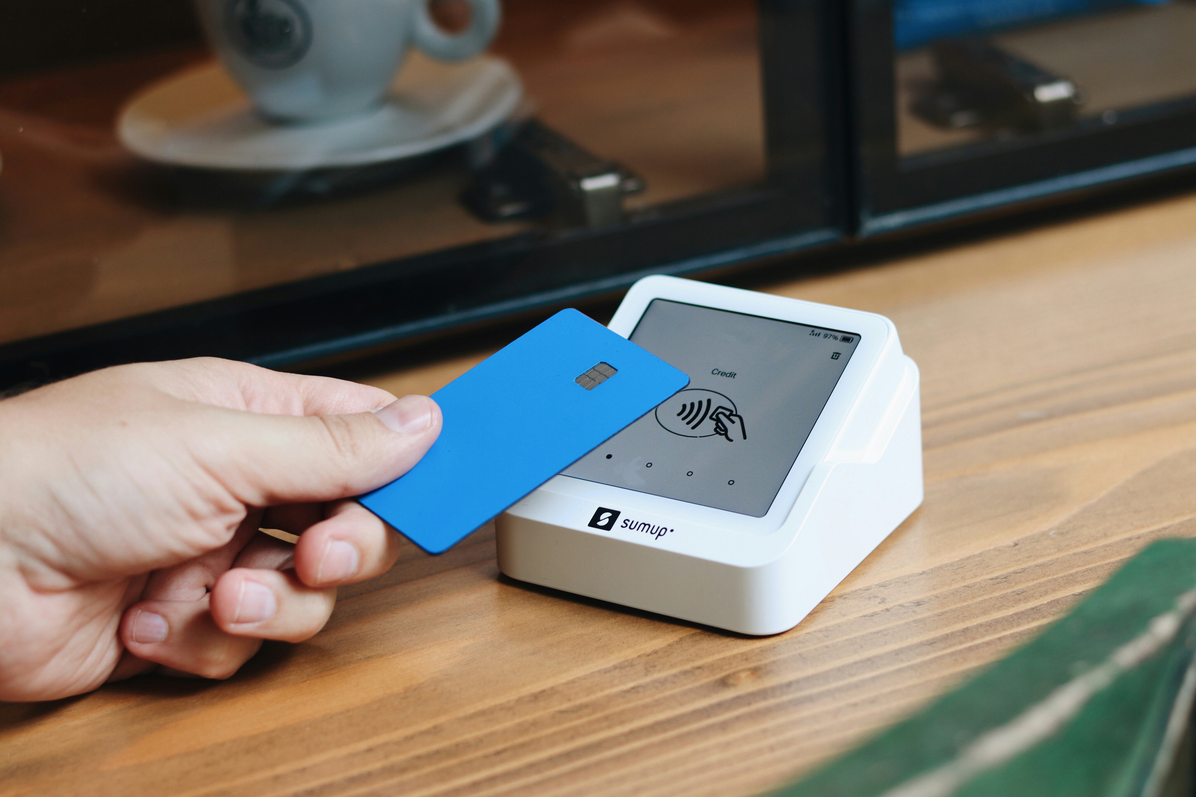 The best payment solution: Card reader vs POS system