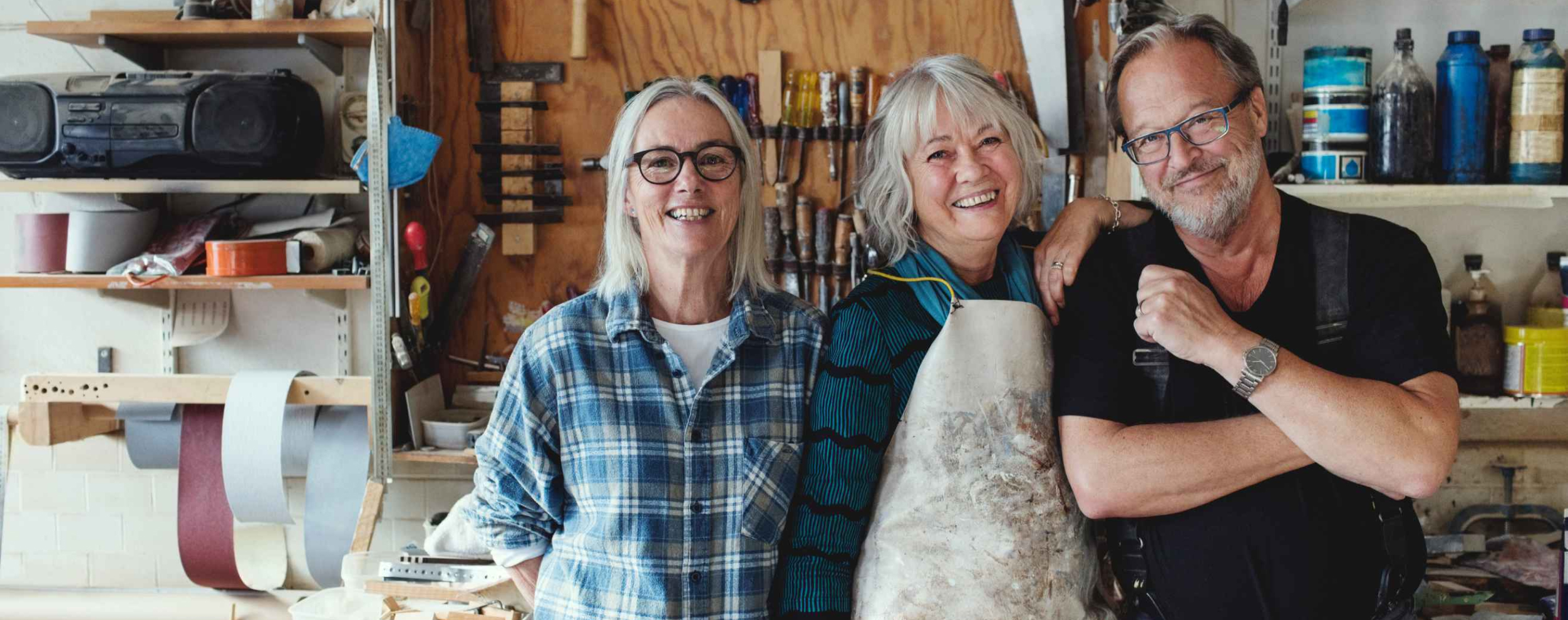 How To Create a Positive Working Environment [5 Strategies]