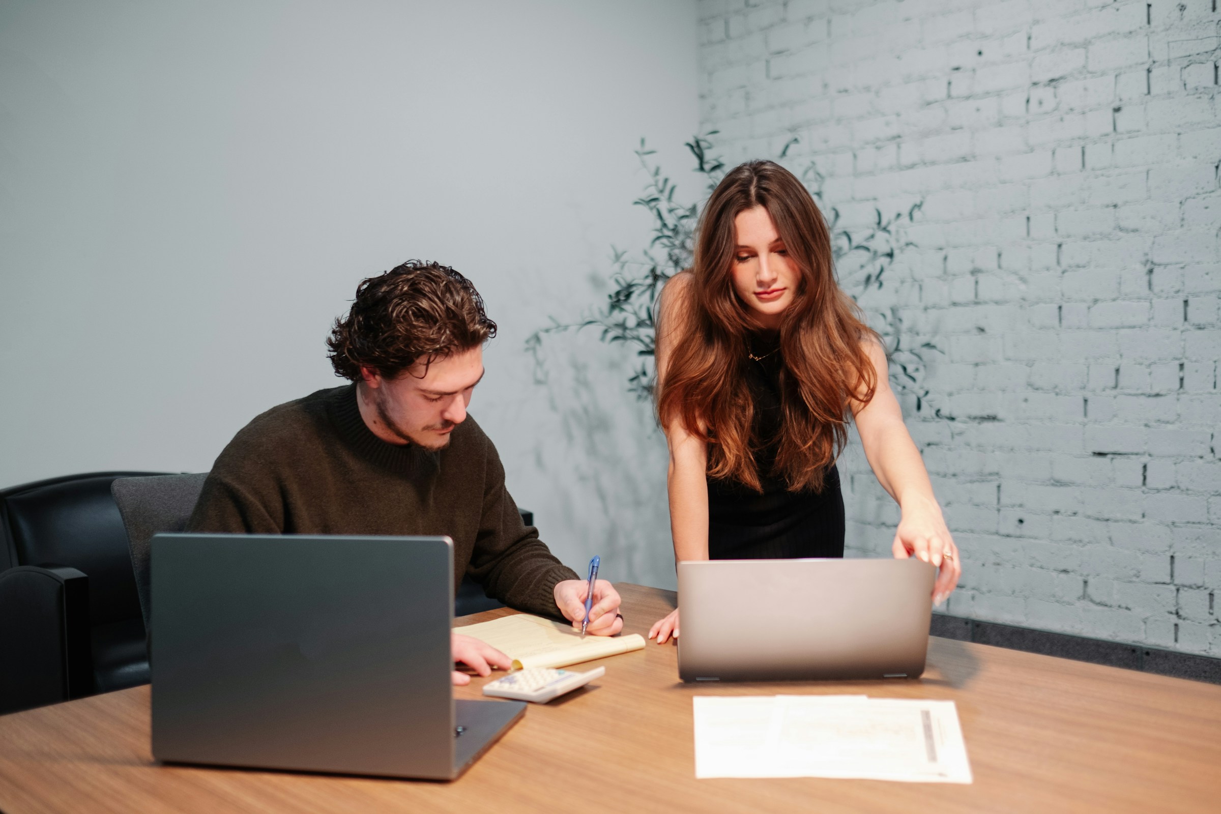 How To Pay Employees: A Step-by-Step Guide