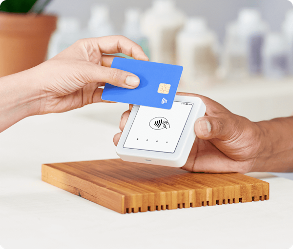 SumUp Solo card reader - accept payments anywhere