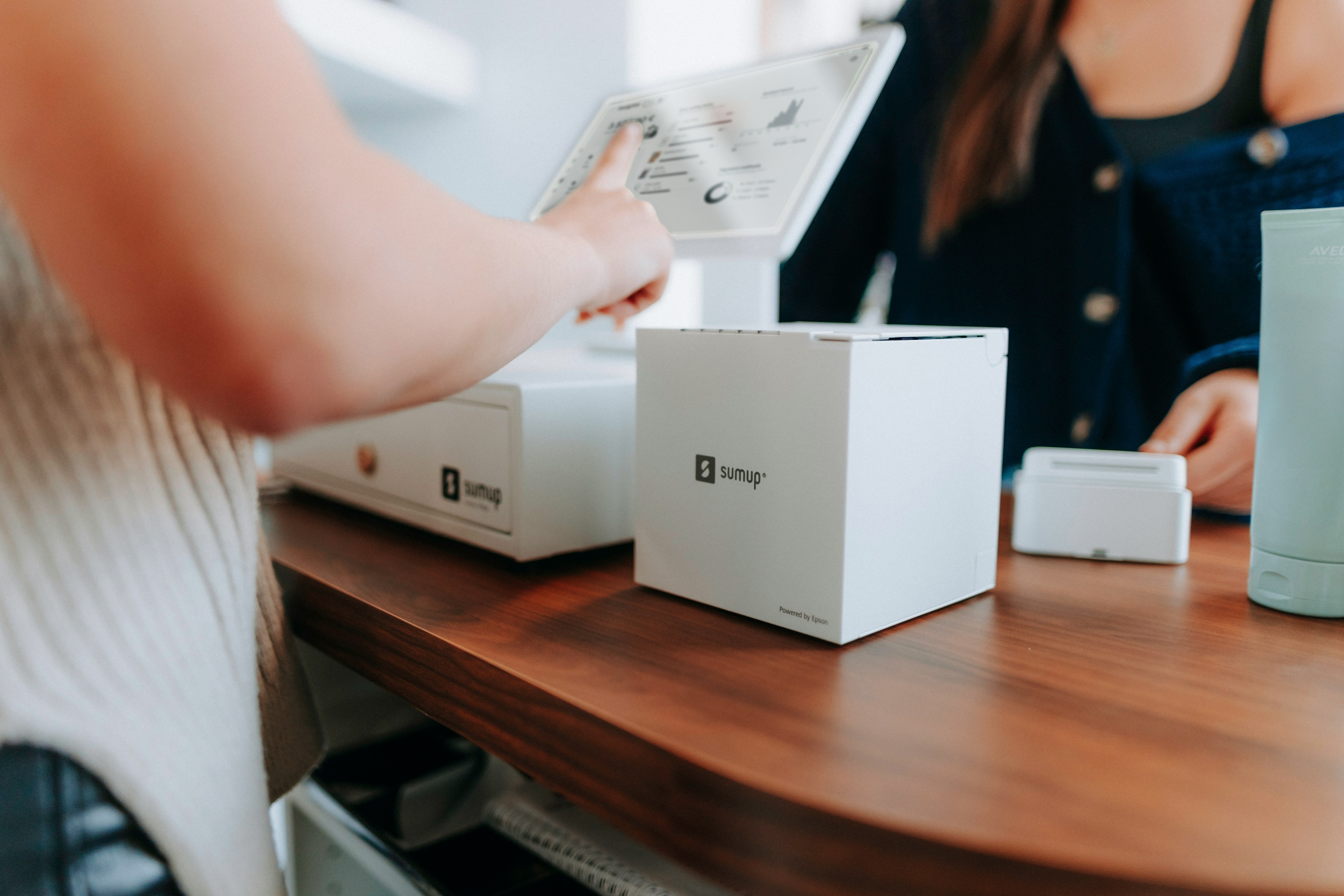 Retail POS Essentials: Best POS Features for UK Small Retailers