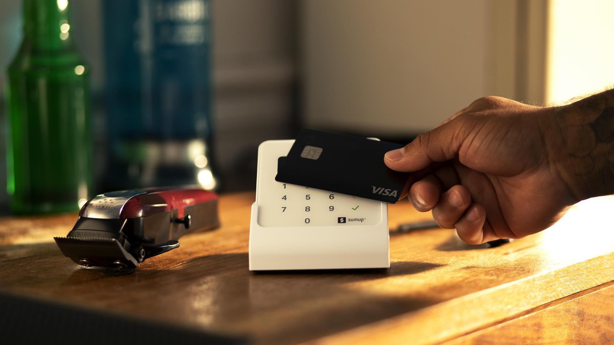 SumUp Air Card Reader - Accept Contactless Payments
