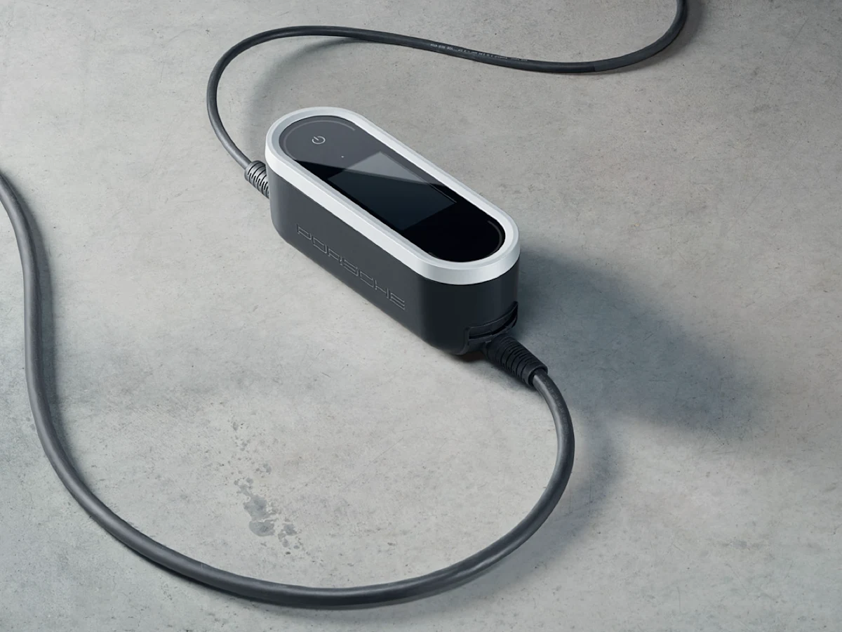 Erfahren Sie, wie Sie den Porsche Mobile Charger verwenden | Ask Porsche