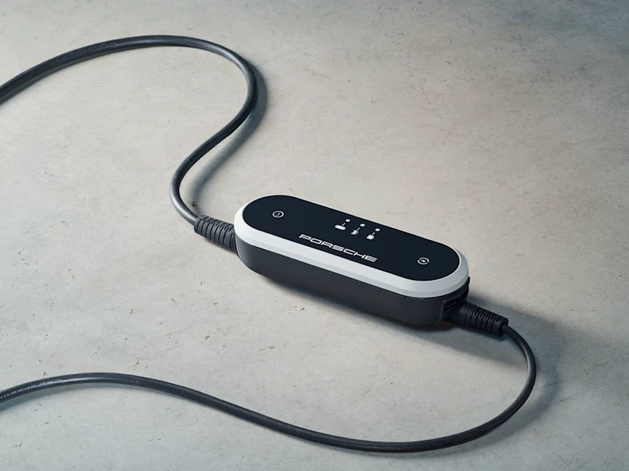 Saiba como utilizar o Porsche Mobile Charger | Ask Porsche