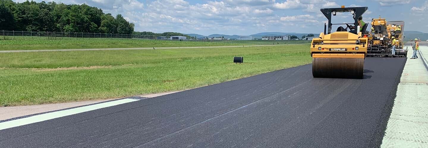 CASE STUDY | Enhanced runway durability with Petromat Enviro | Solmax
