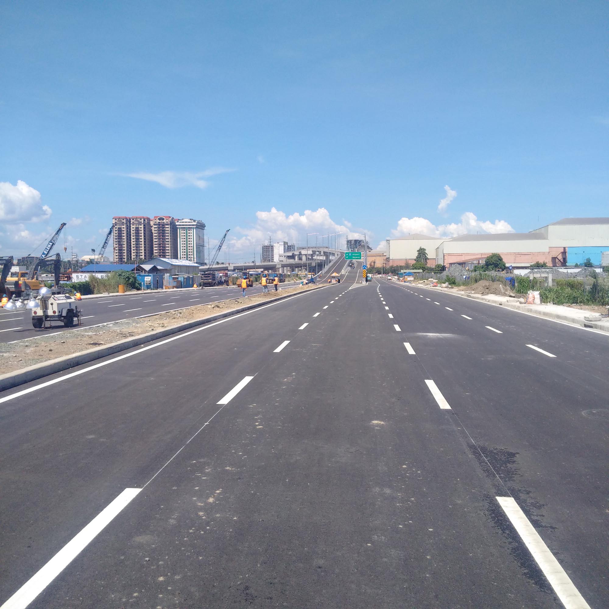 CASE STUDY | Road base reinforcement at NAIA expressway | Solmax