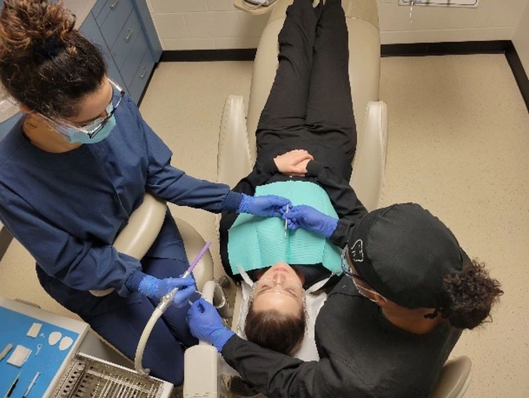 Basic Tenets of Four-handed Dentistry - The Concepts of Four-handed ...