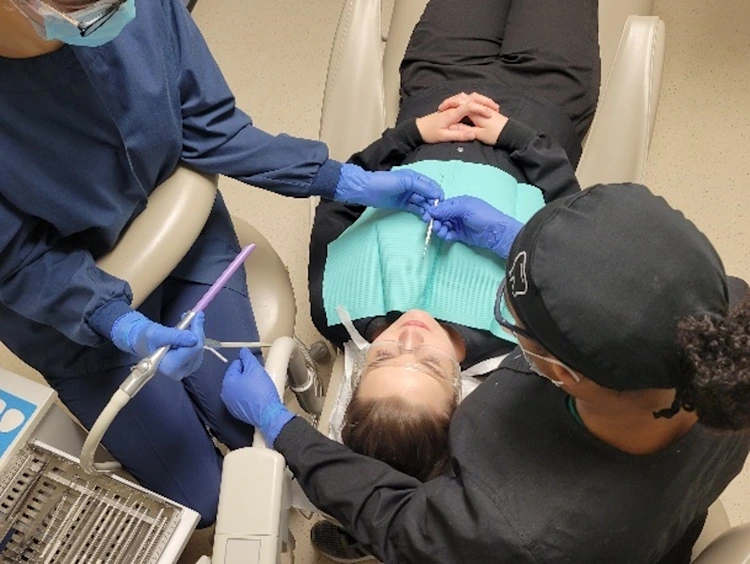 Basic Tenets of Four-handed Dentistry - The Concepts of Four-handed ...