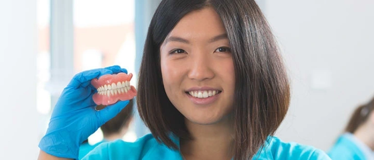 Chăm Sóc Răng Giả - Denture Care - Vietnamese | Dentalcare
