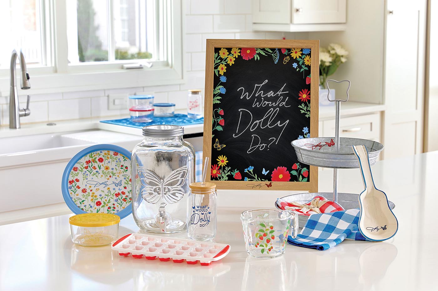 Dollar General Unveils New Dolly Parton Summer Entertaining Line | IMG