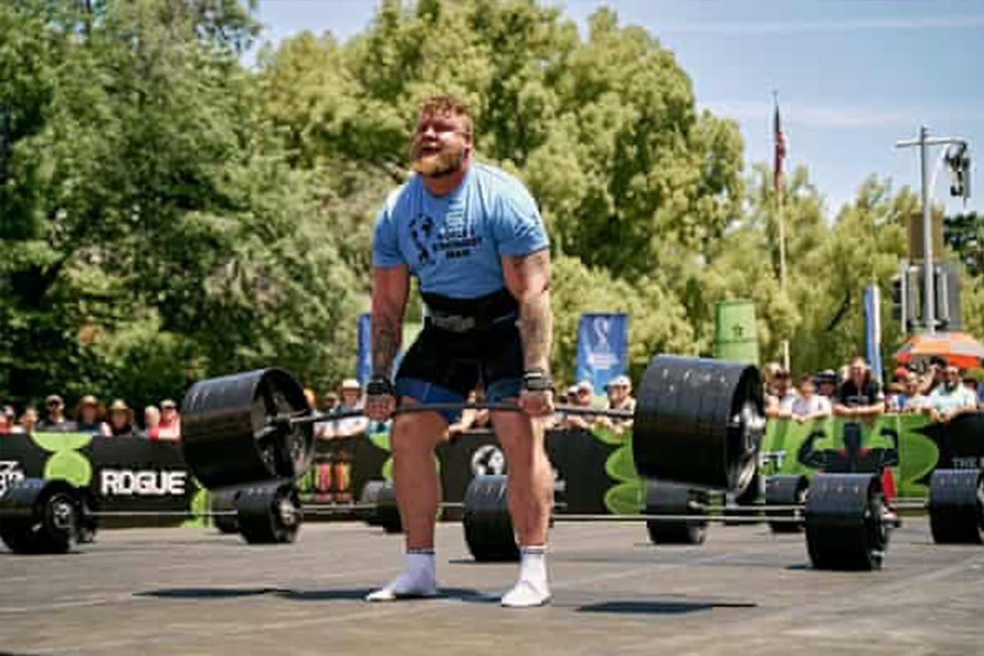 300lb of muscle in a XXXXL T-shirt: how the World’s Strongest Man ...