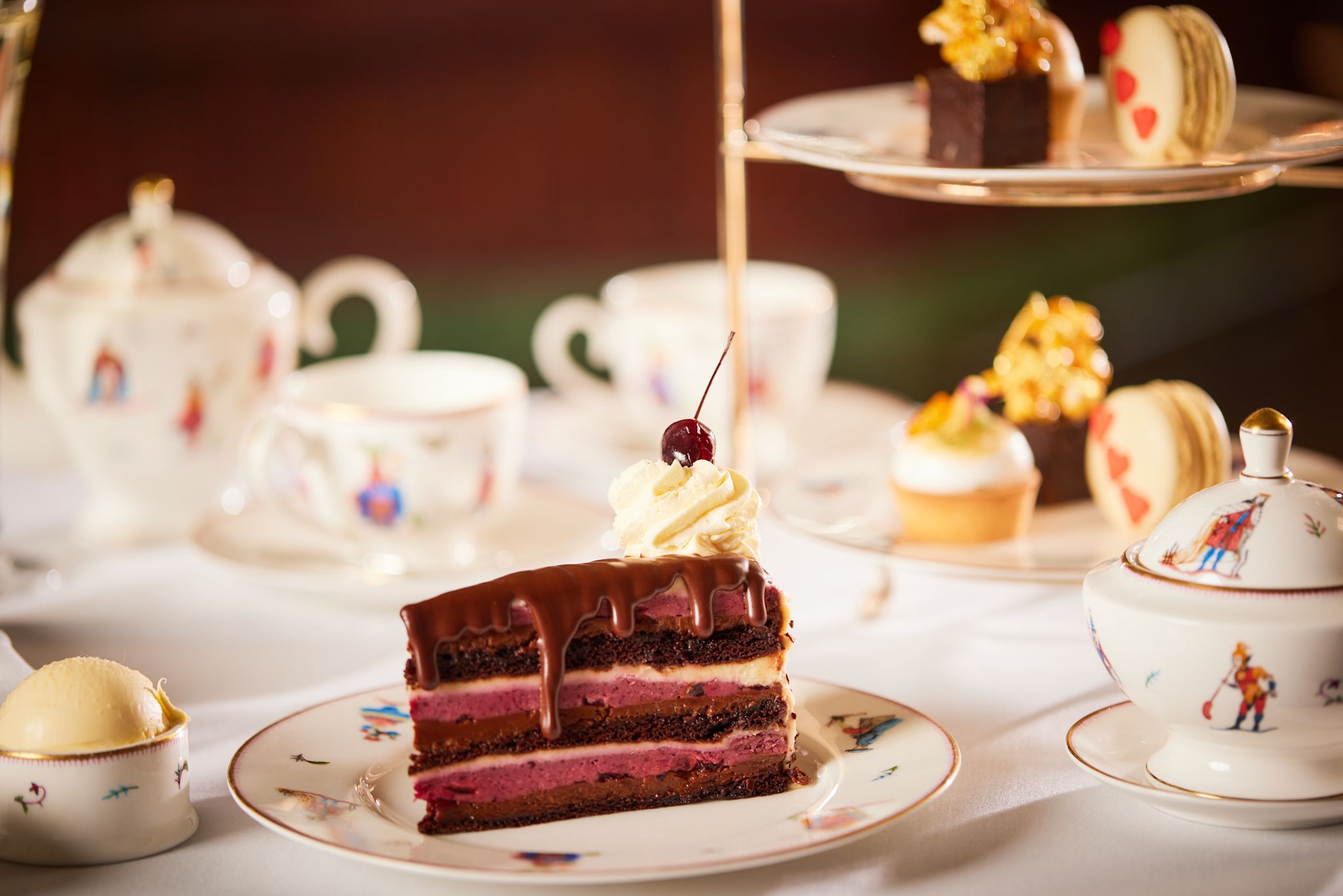 Showstopping Afternoon Tea | The Lane | The Lane - Theatre Royal Drury Lane