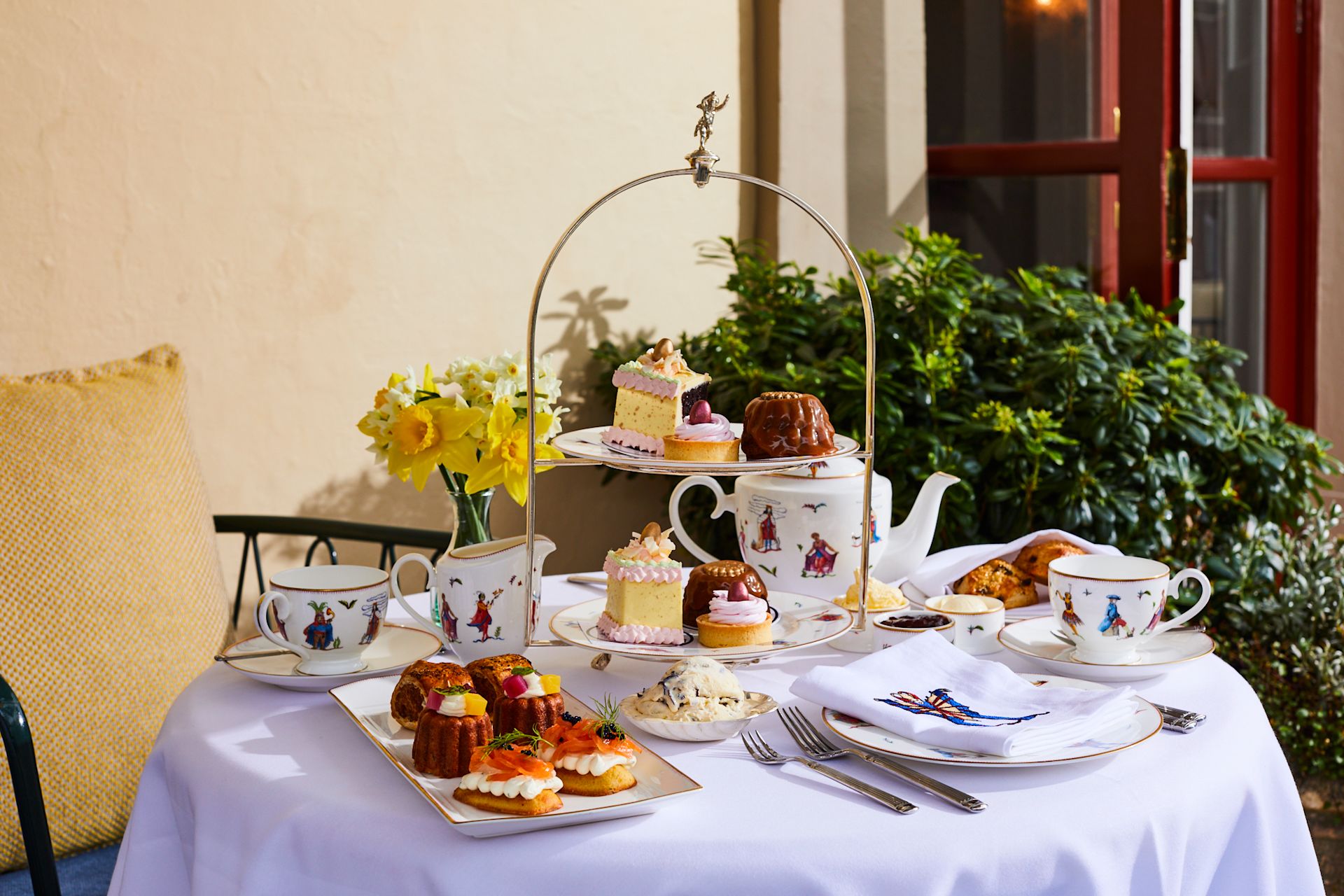 Grand Saloon Afternoon Tea | The Lane | The Lane - Theatre Royal Drury Lane
