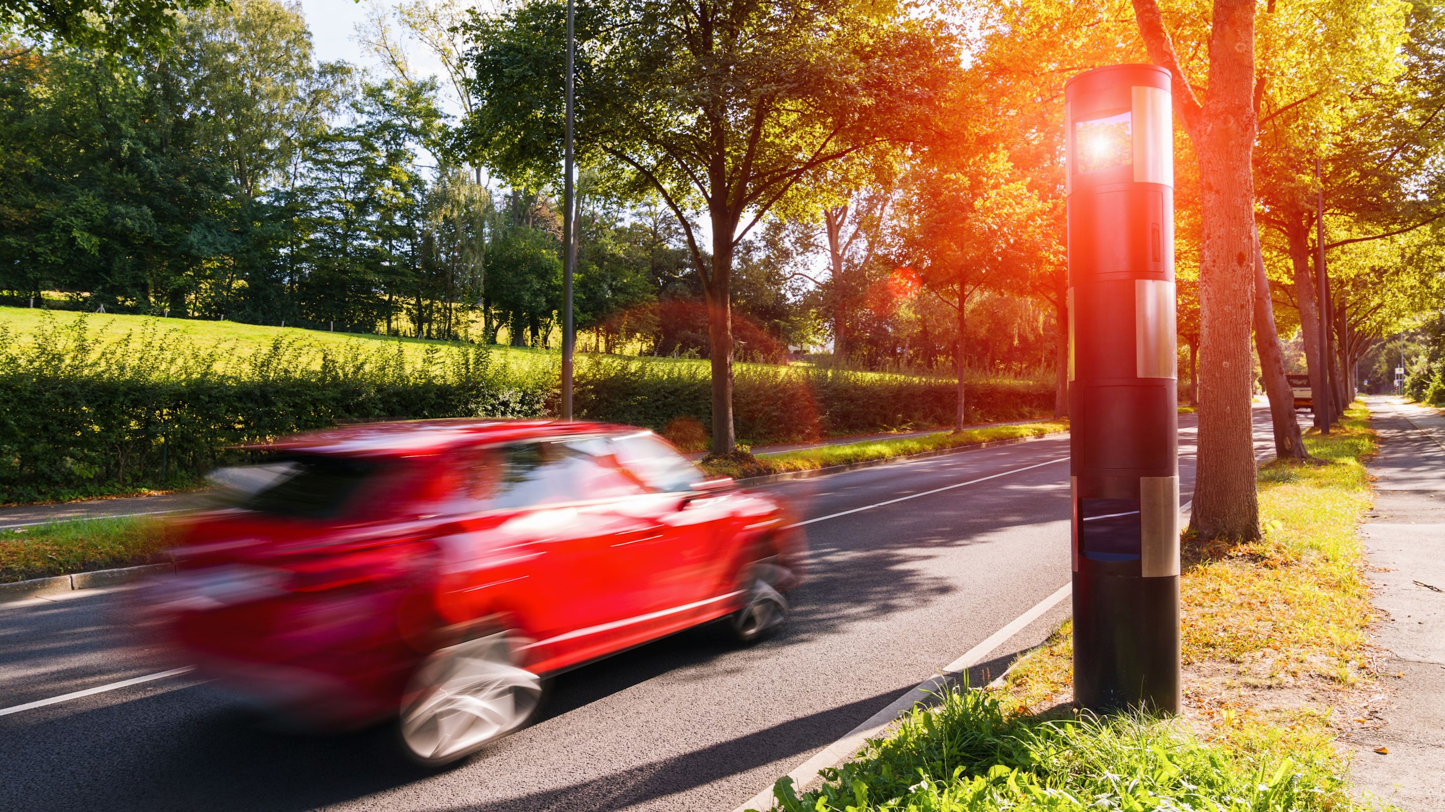Blitzer sorgen für Verkehrssicherheit | Runter vom Gas