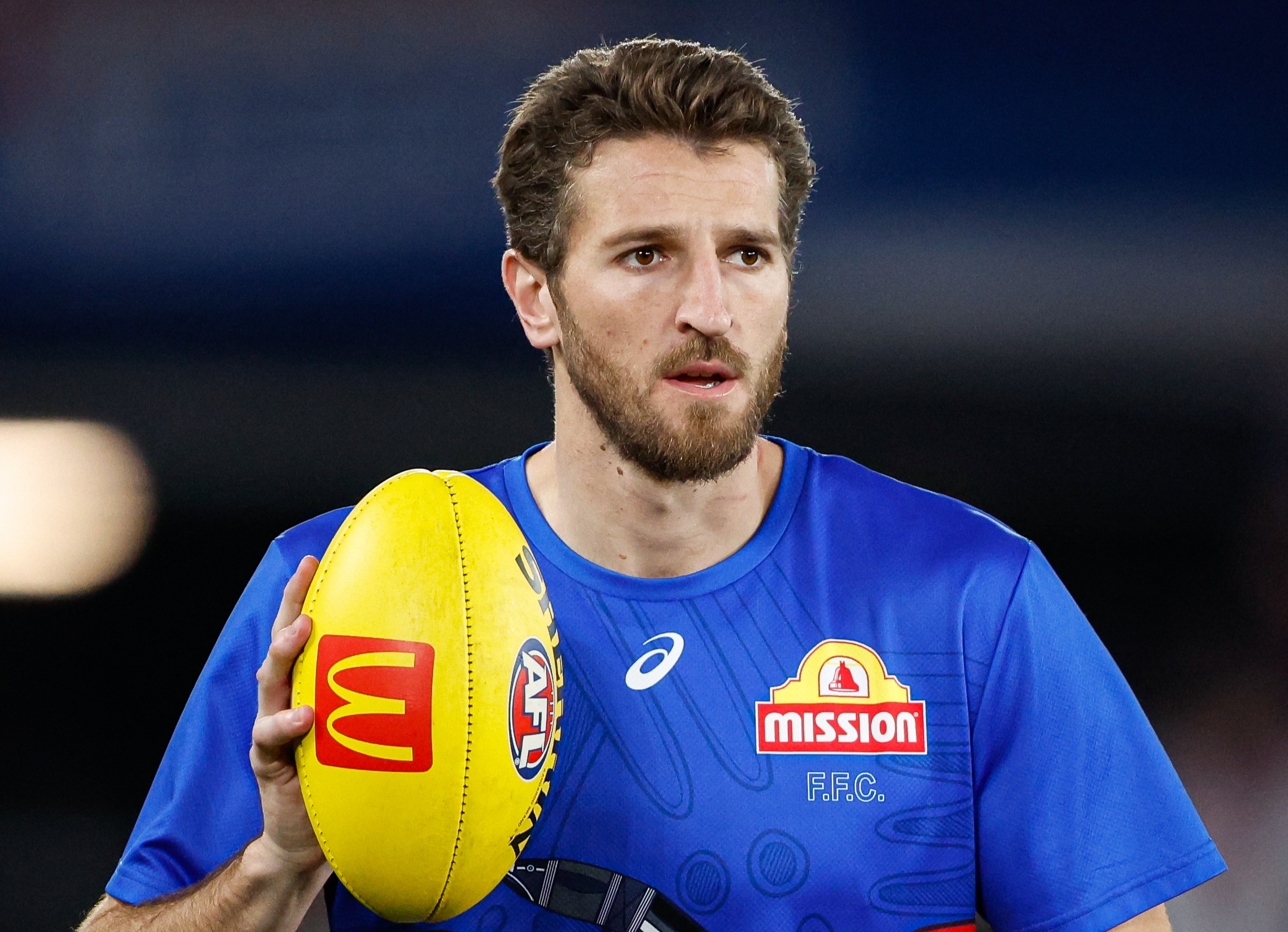 Bont to half-back? Dogs have “no doubt” skipper could be a star at ...