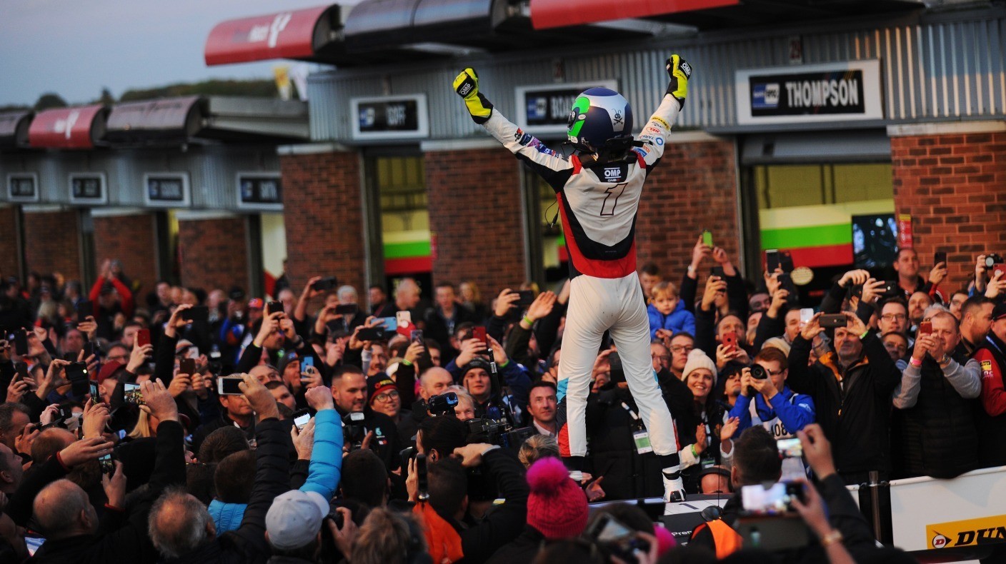 Turkington crowned record-equalling four-time BTCC champion | British ...