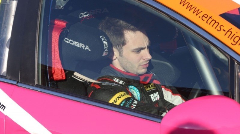 Team HARD keeps Jake Hill for 2017 | British Touring Car Championship