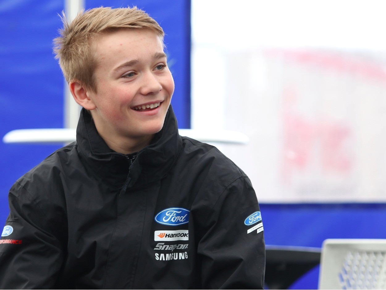 Billy Monger loses lower legs in Donington Park F4 crash | British ...
