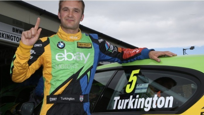 Lights to flag win for Turkington at Croft | British Touring Car ...