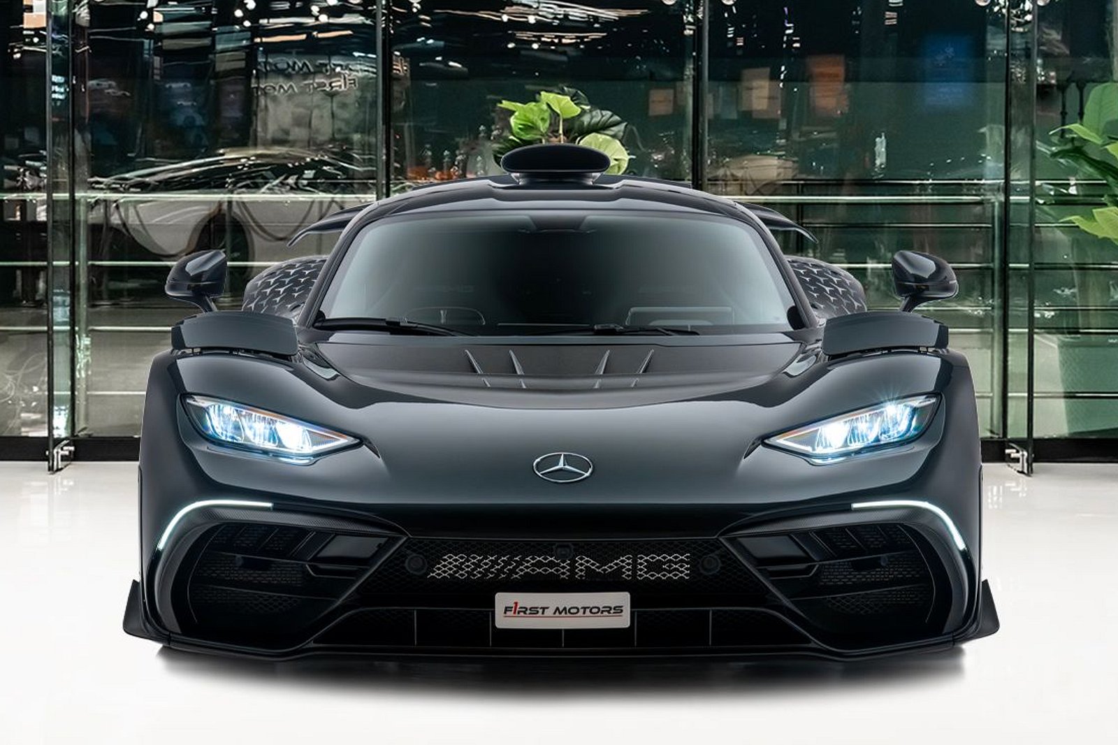 A la venta un Mercedes-Benz AMG ONE “km0” por el doble de su precio ...