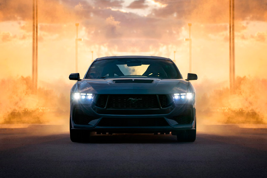 El primer Ford Mustang 2024, subastado por más de medio millón ...
