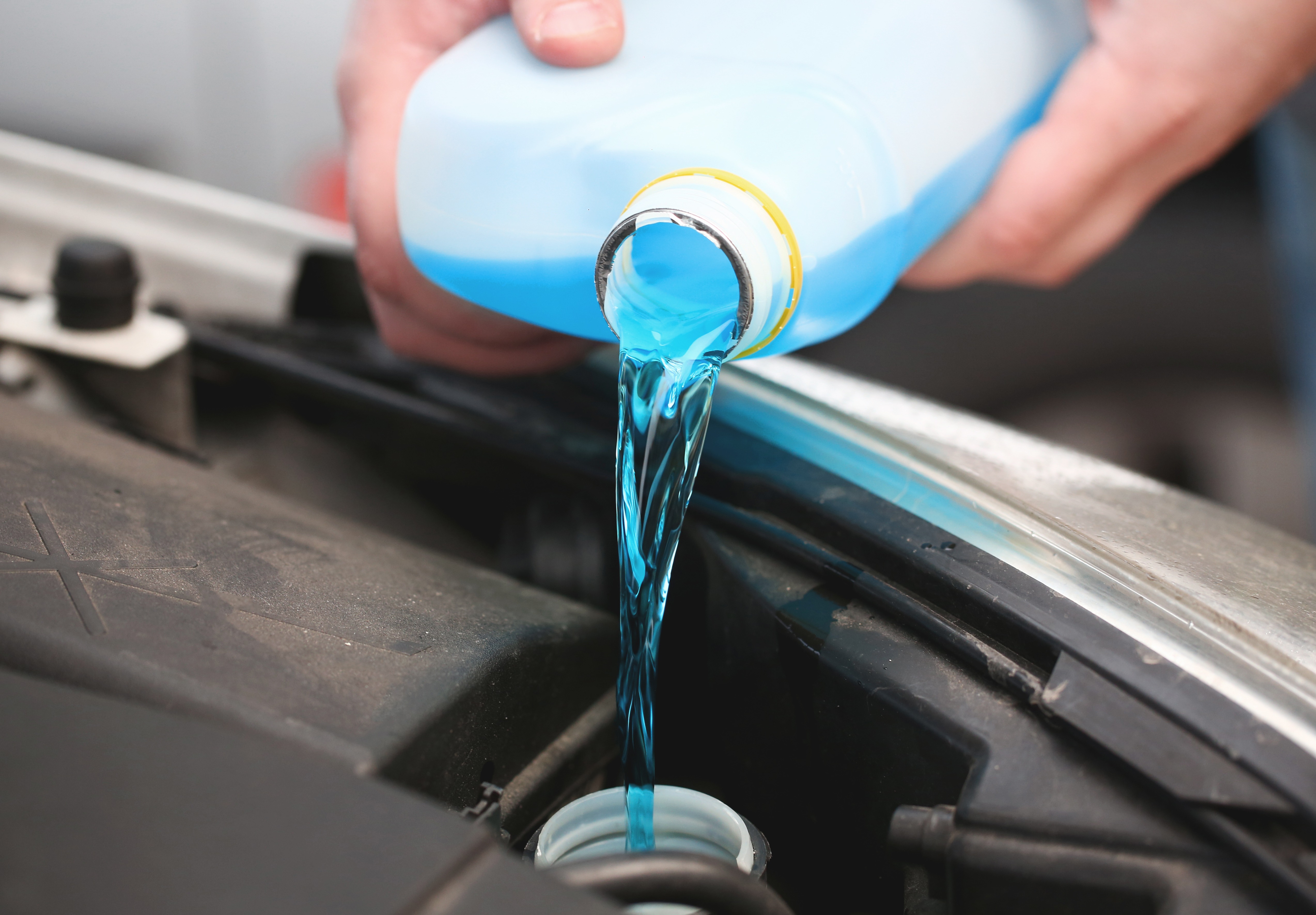 Antivries: beschermt de motor en zorgt voor optimaal zicht - AutoScout24