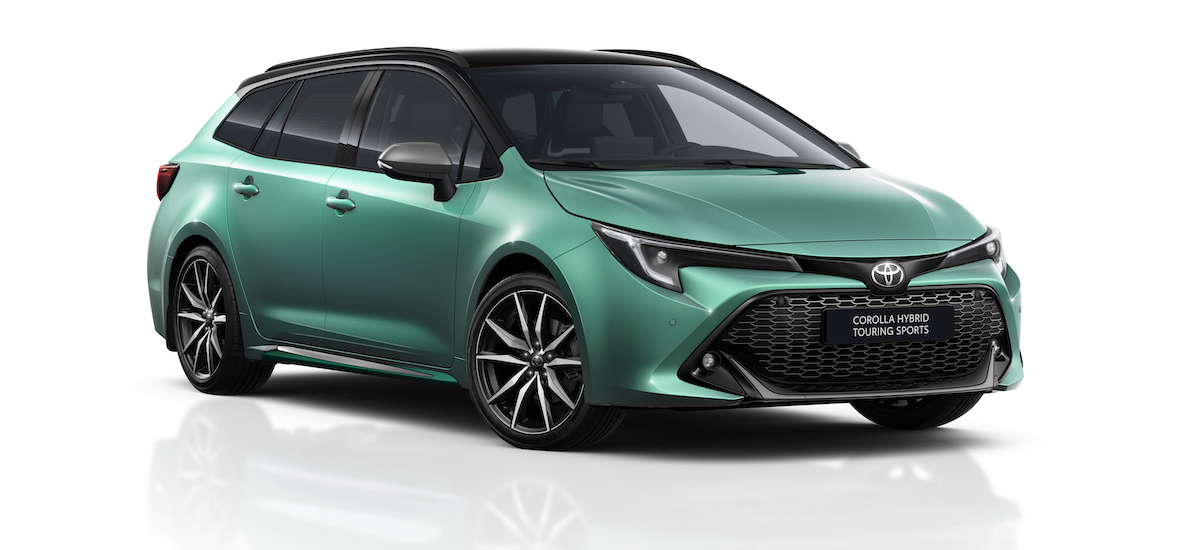 New 2024 Toyota Corolla Green