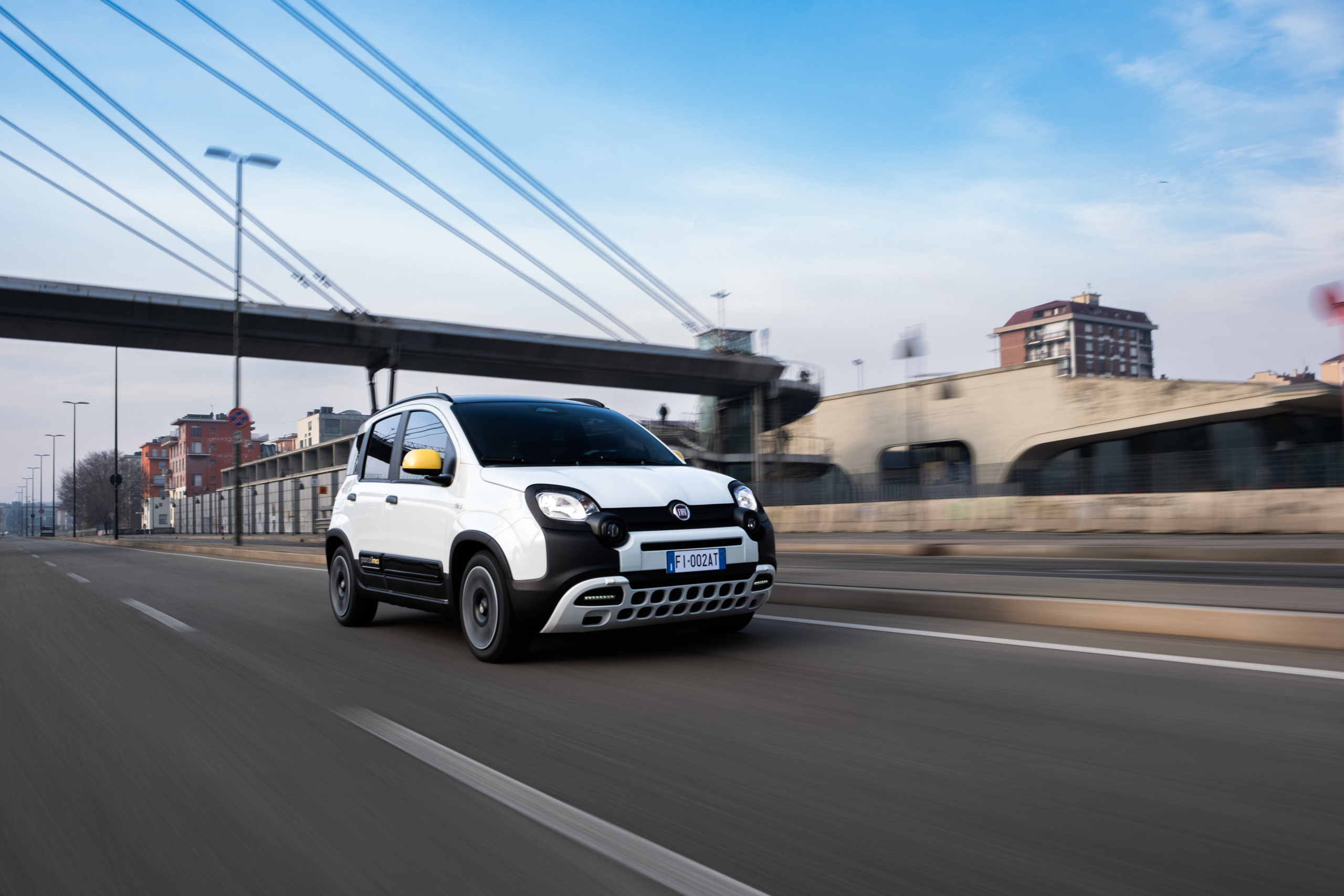 Auto ibride economiche 2026: i 10 modelli che costano meno - AutoScout24