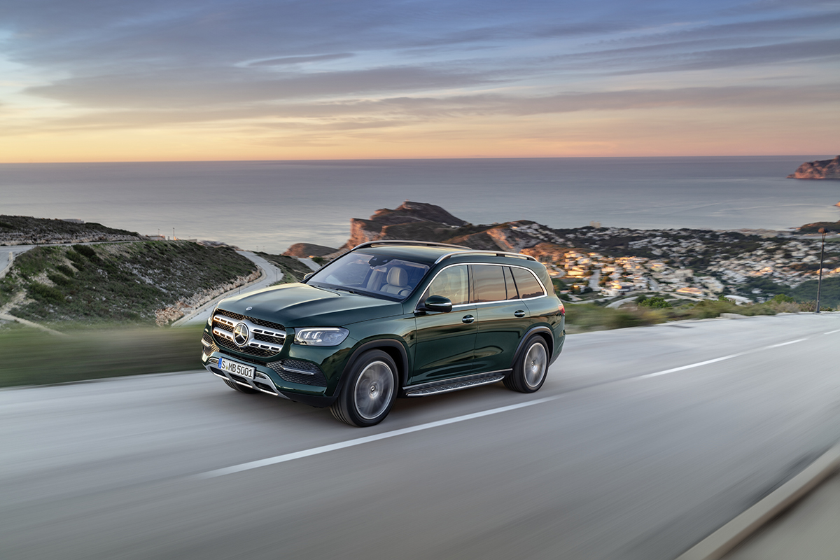 Mercedes GLS 350d Review: To infinity… - AutoScout24