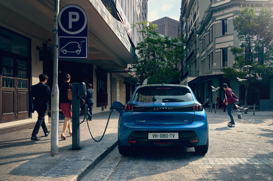Essai Charging Station : Peugeot e208 - AutoScout24