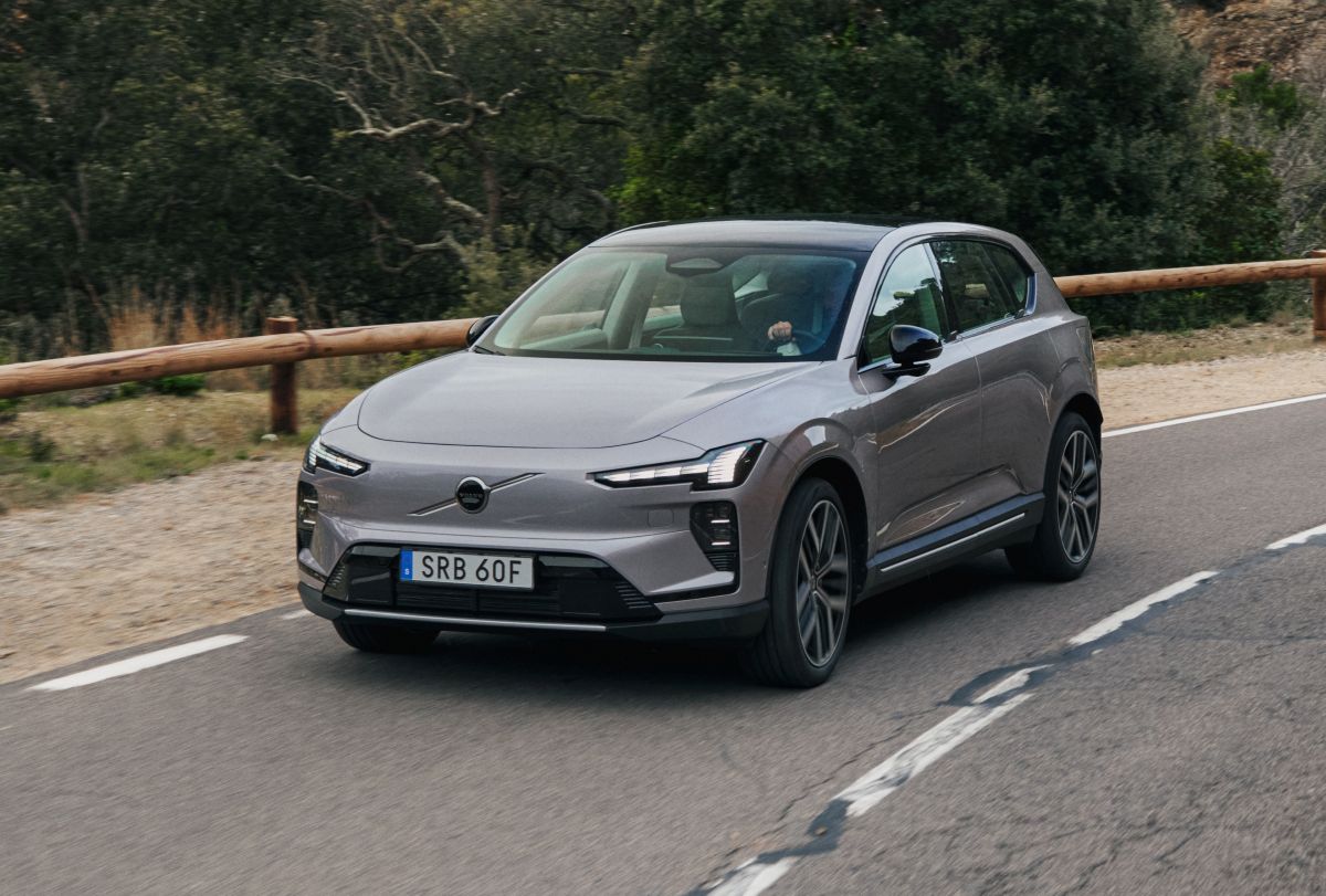Autotest en review Volvo EX60 (2026): onze ervaring en beoordeling ...