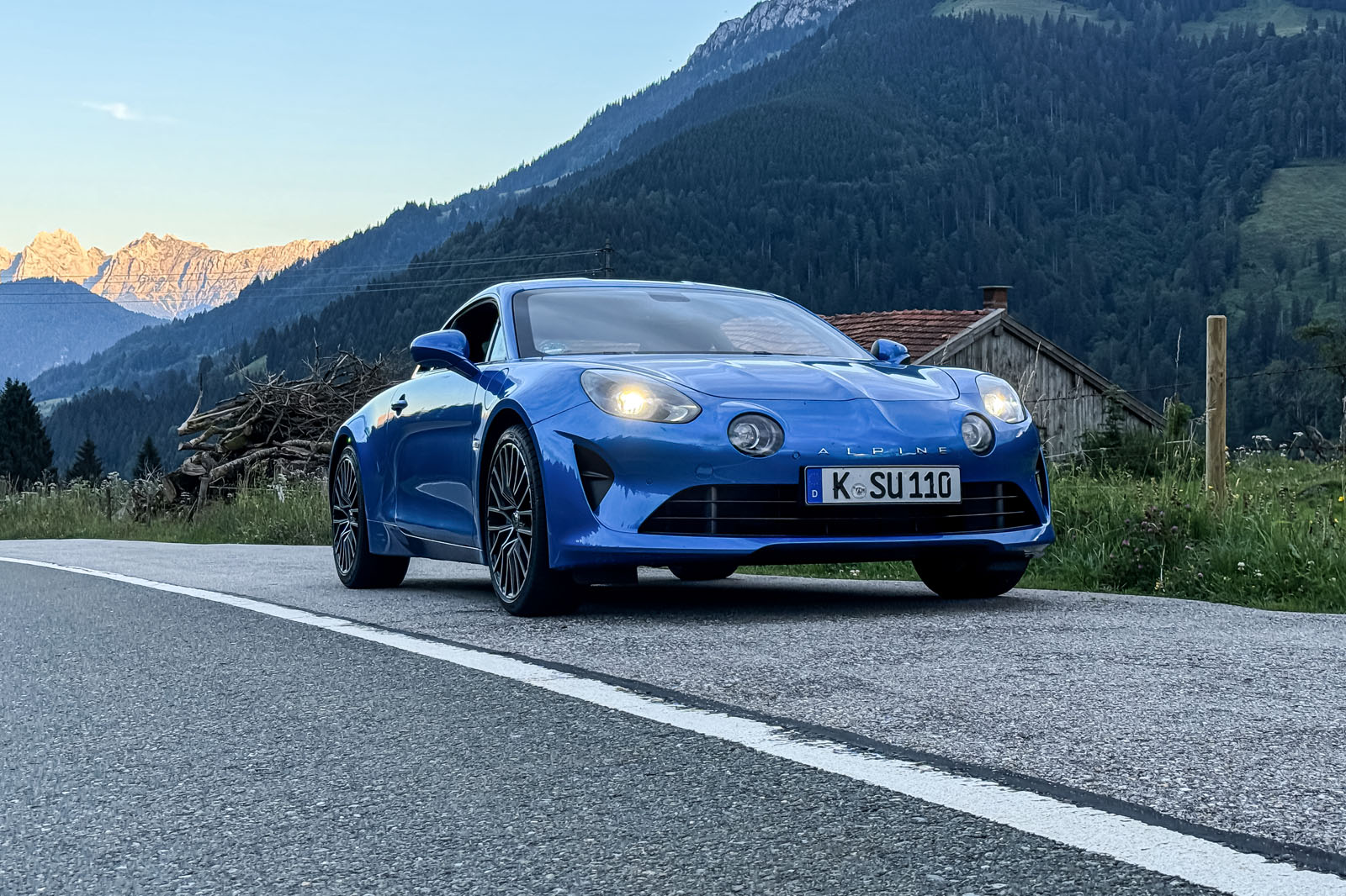 Test Alpine A110 GT (2024): Der Gegenentwurf - AutoScout24 Deutschland