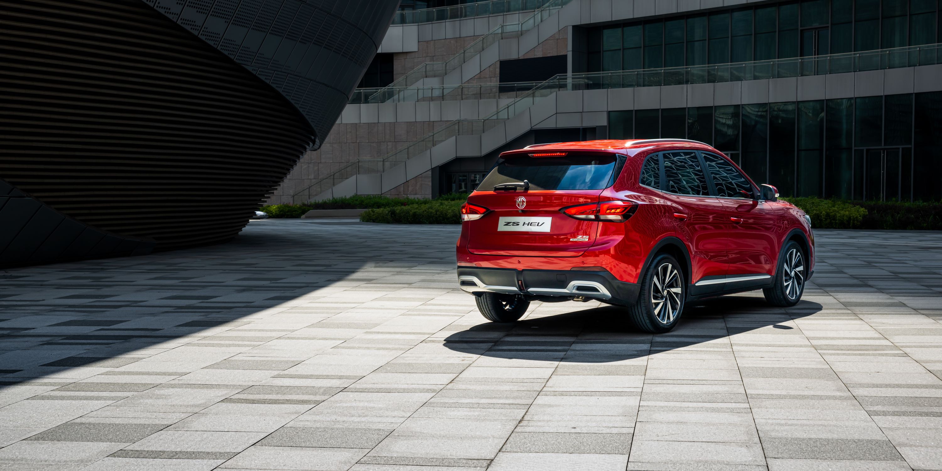 SUV MG: nuovi modelli ZS Hybrid+ e HS Plug-in Hybrid - AutoScout24