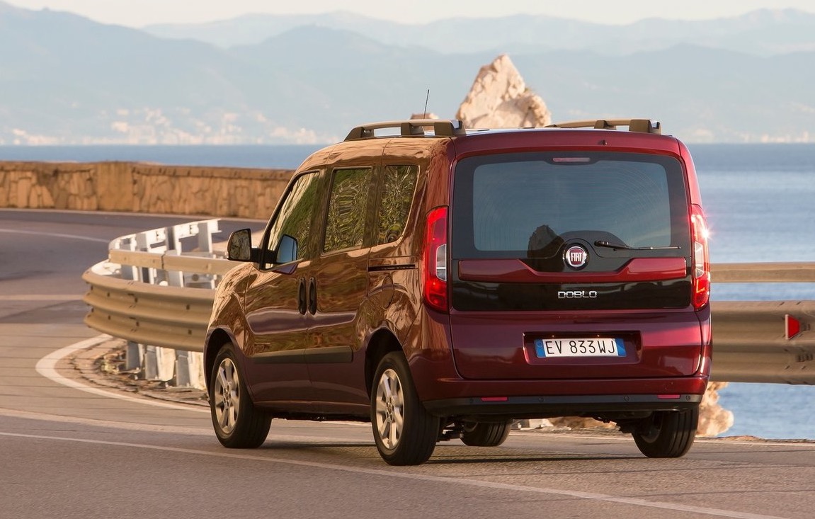 Fiat doblo rear store