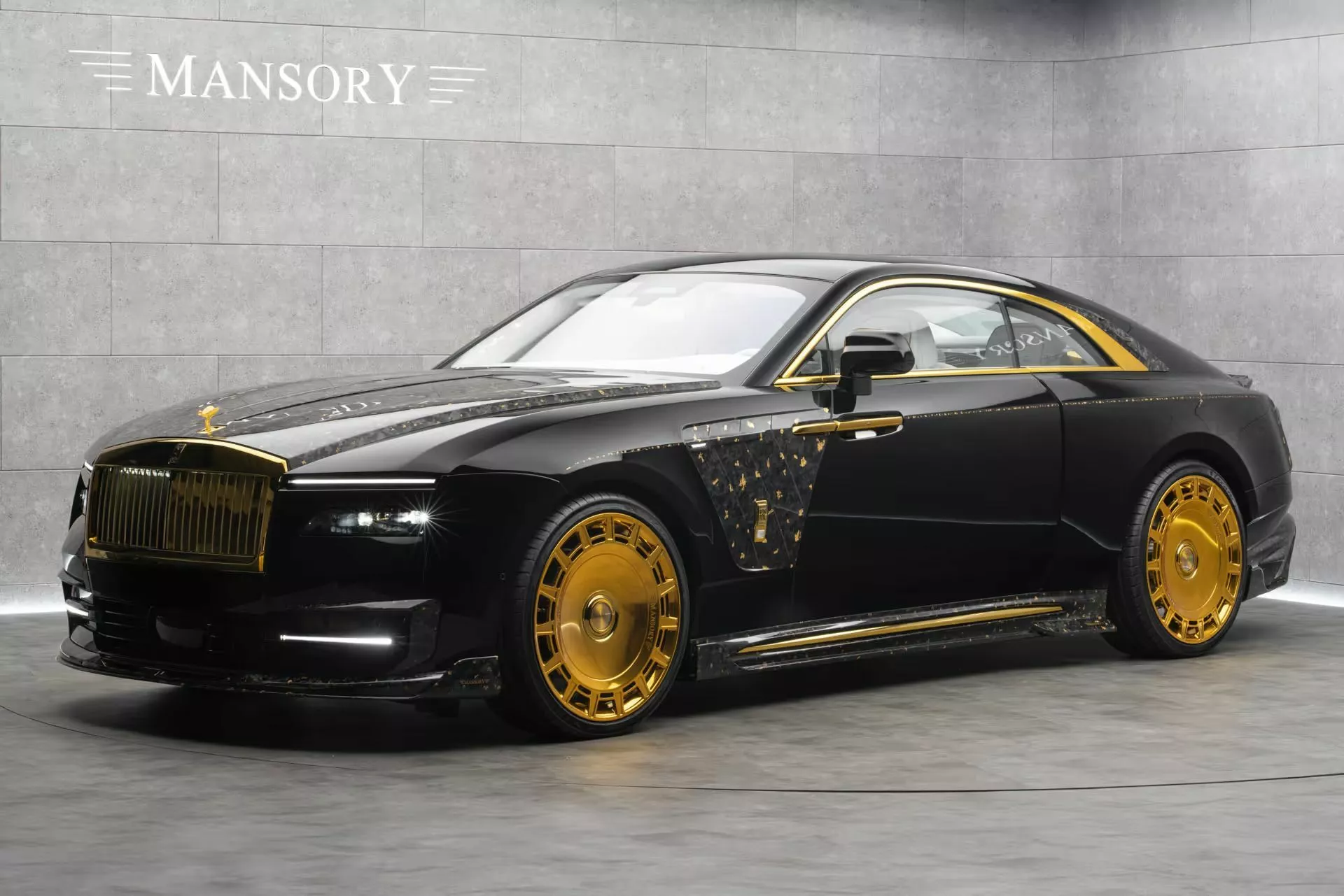 Cette Rolls-Royce Mansory est-elle le summum du mauvais goût ...
