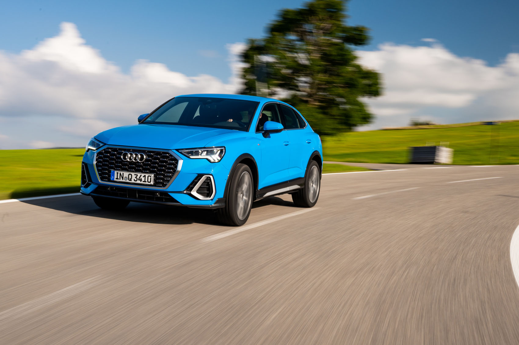 Audi Q3 Sportback: Alles voor de stijl - AutoScout24