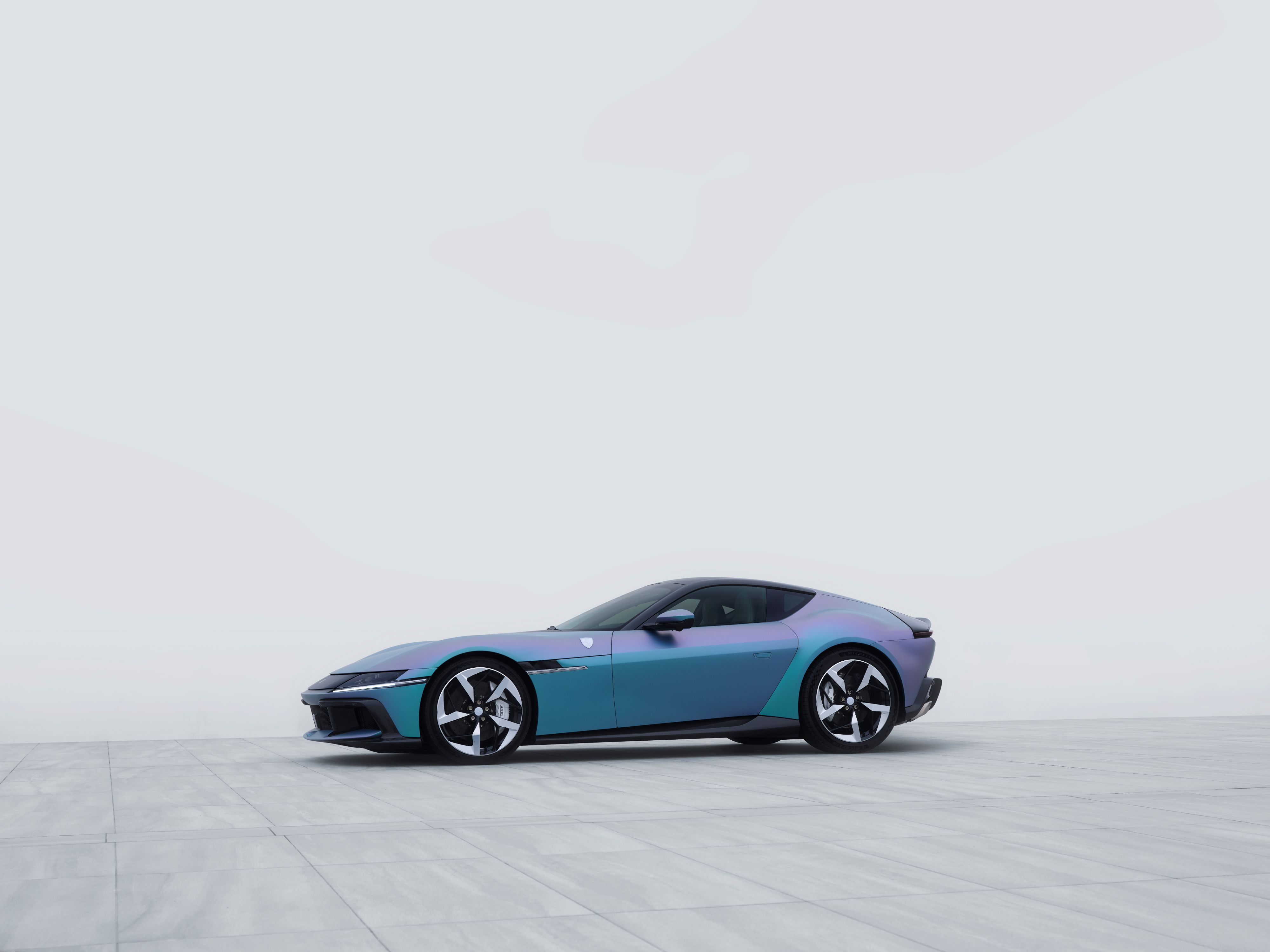 Ferrari 12Ciclindri Yoonseul: Italien trifft Korea - AutoScout24 ...