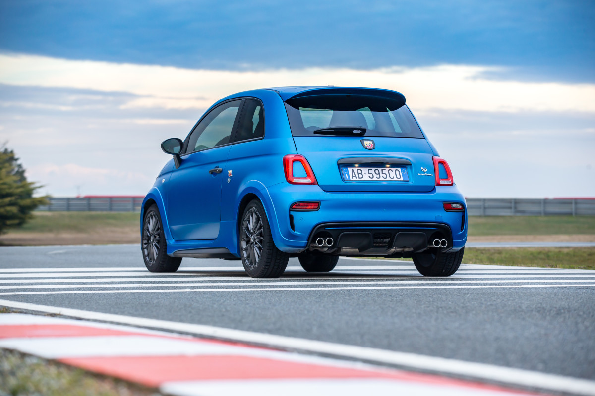 Abarth Hatchback Abarth 695 Tributo 131 Rally Viert 40 Jaar Fiat Rally