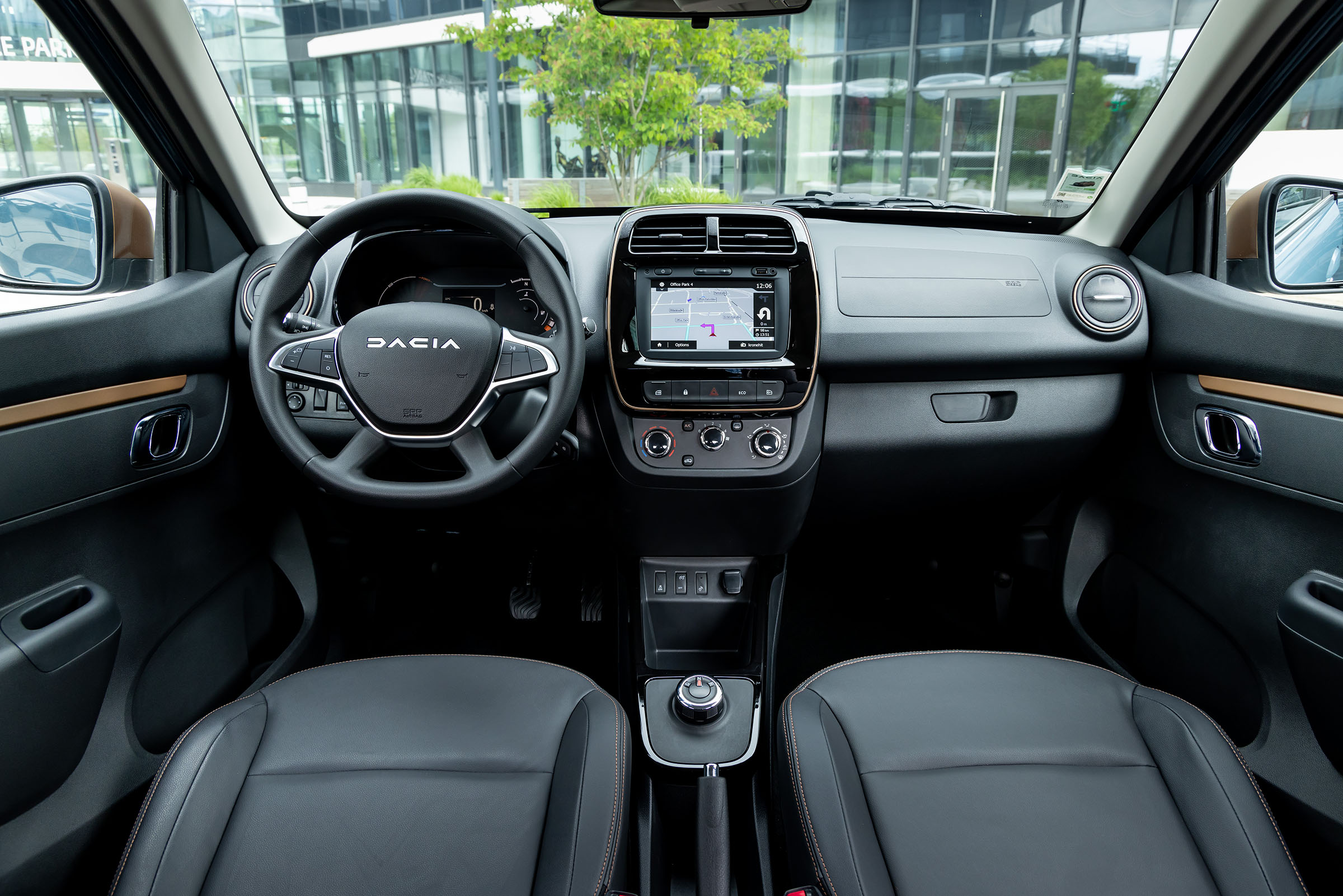 Dacia Spring elettrica storia modelli versioni e prezzi