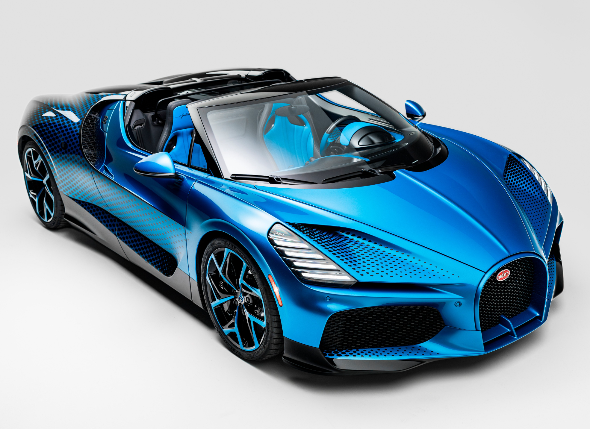 ¿Un coche que cambia de color? Así es el Bugatti W16 Mistral Fly Bug ...